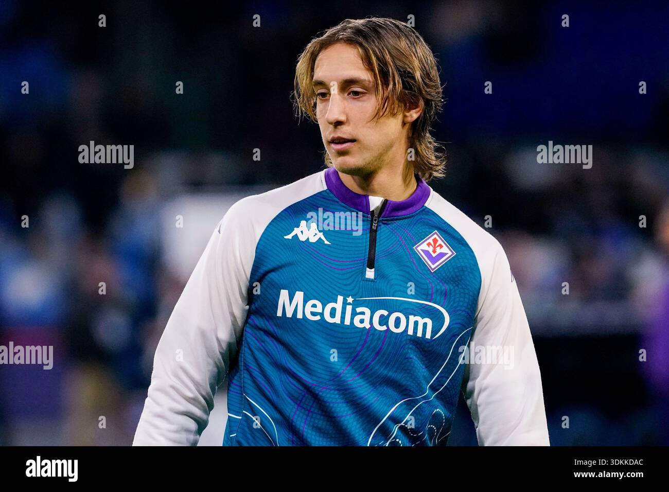 Naples, Italy. 31 Jan, 2026. Jacopo Fazzini of ACF Fiorentina warms up ...