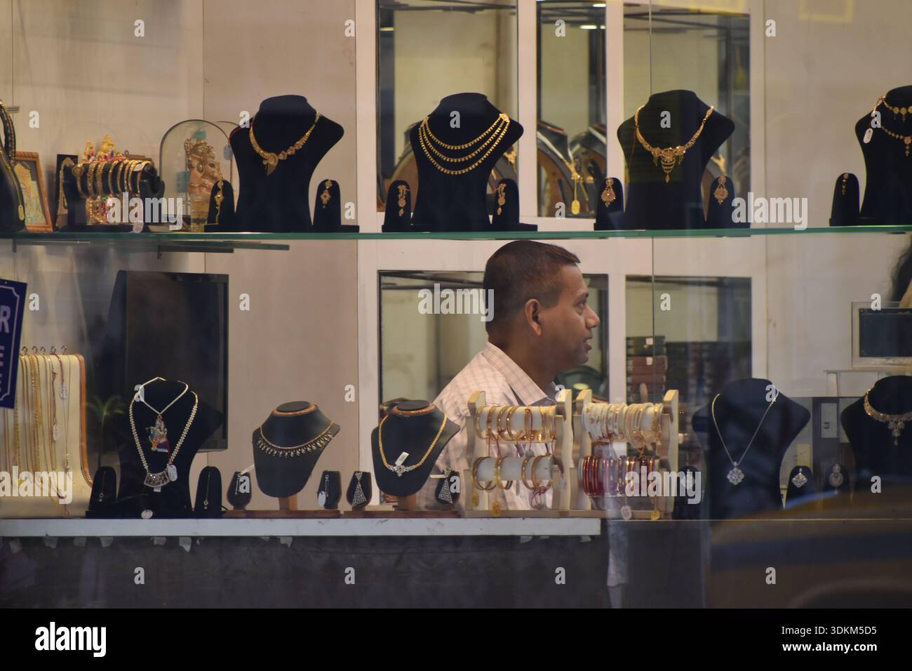 Market scenario during the Financial Budget of India in Kolkata. (Photo ...