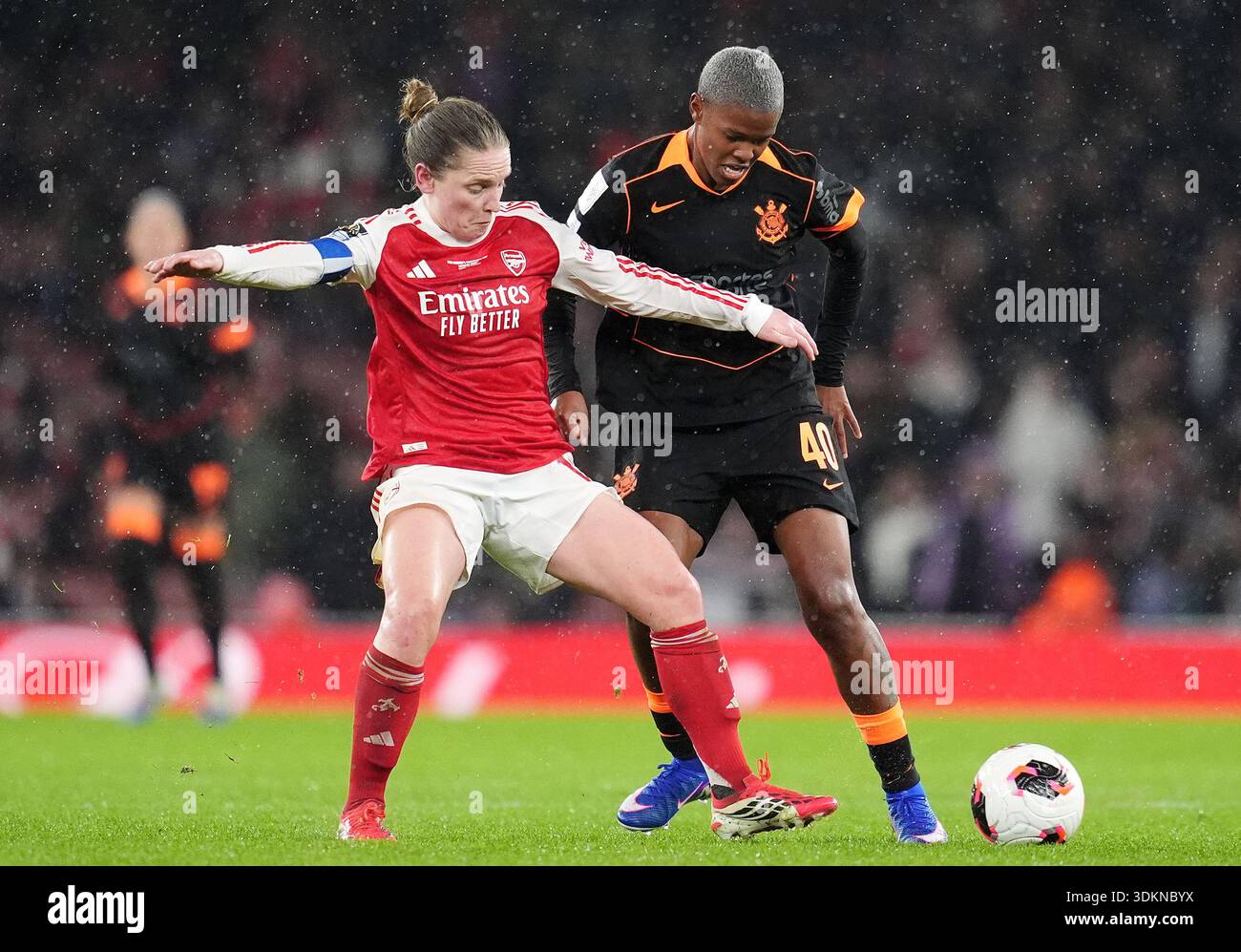 Arsenal's Kim Little (left) and SC Corinthians' Jhonson battle for the ...