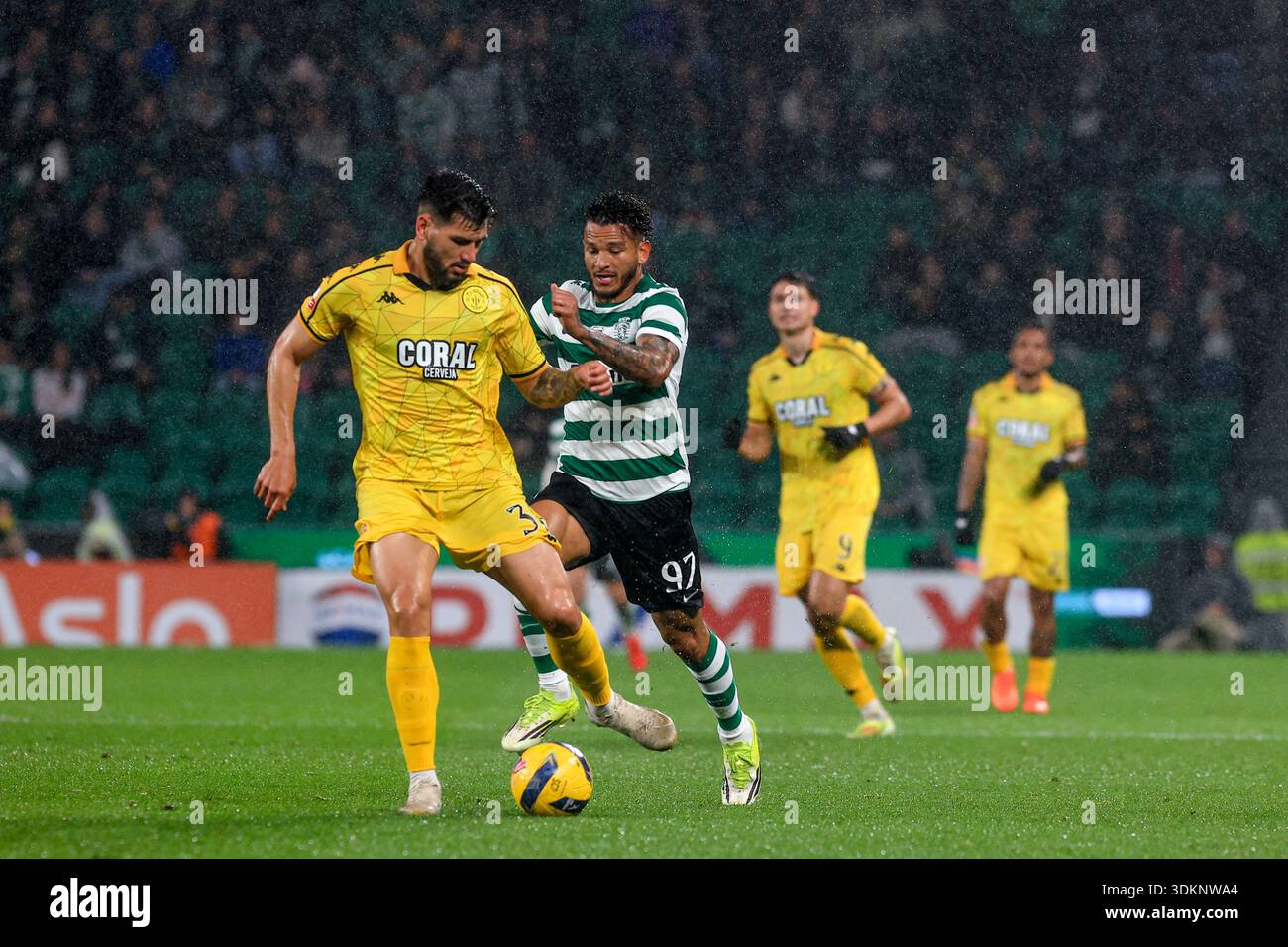 Luiz Suares in action during the Liga Portugal Betclic match between ...
