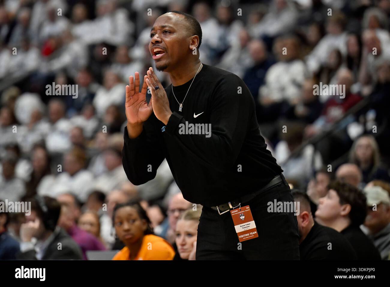 Tennessee assistant coach Roman Tubner in the first half of an NCAA ...