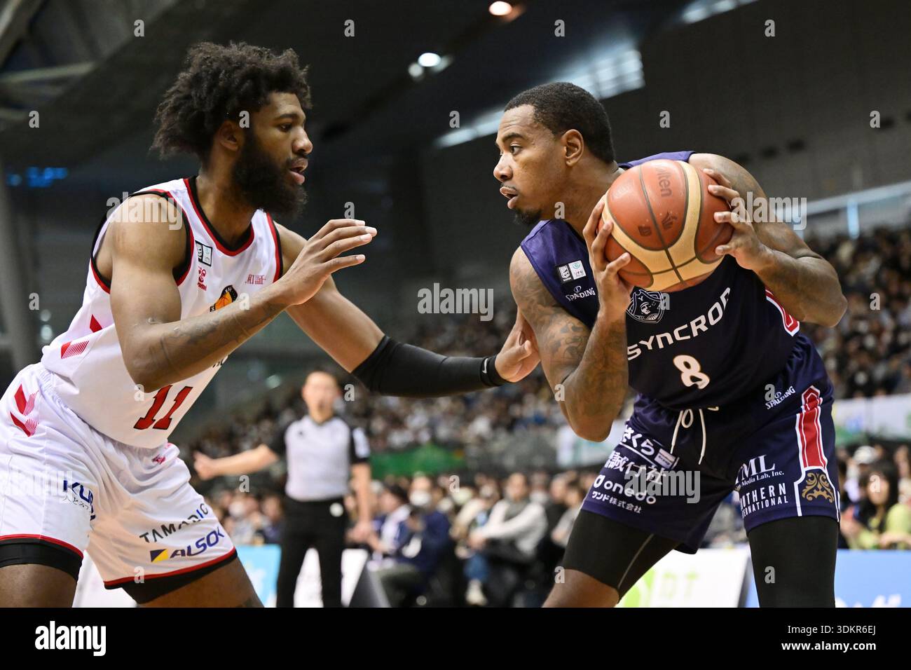 (L-R) Aaron Henry (Diamond Dolphins), Gary Clark (B-Corsairs), JANUARY ...