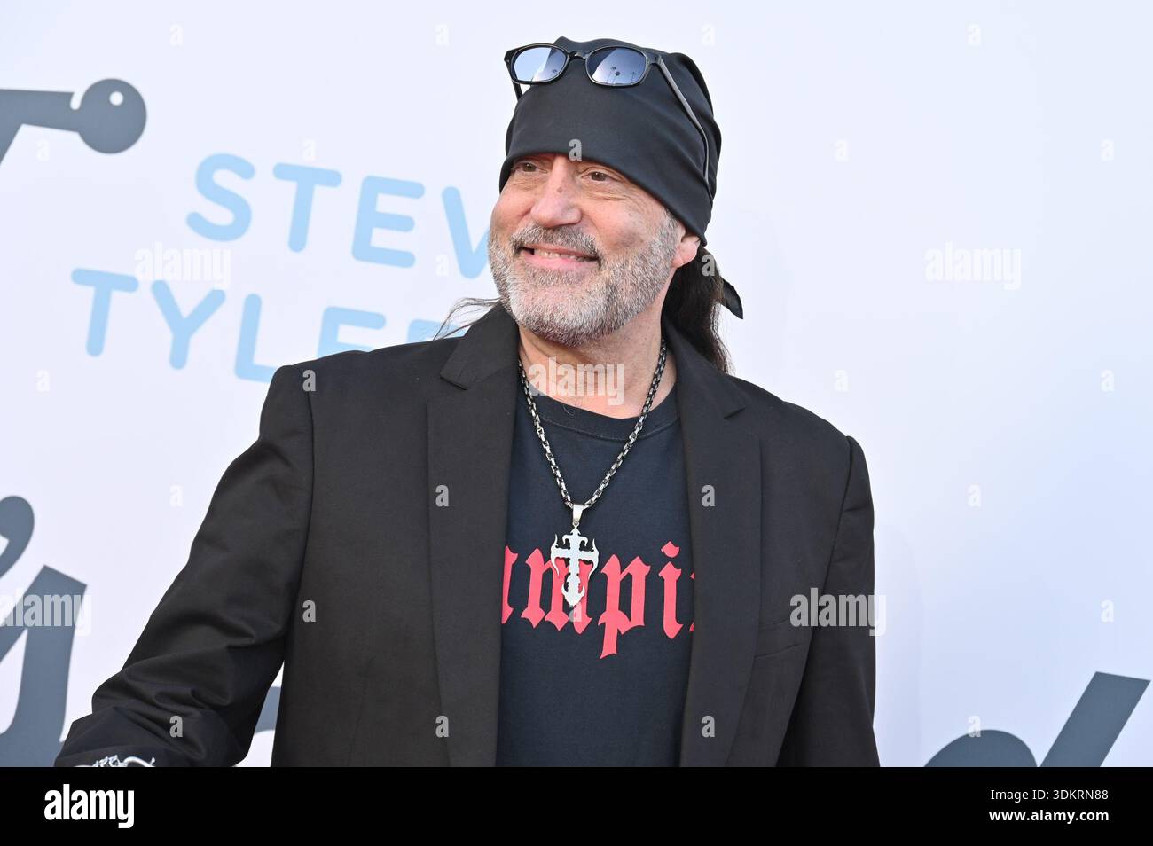 Sitemapcdatahttpstondreferenzcomdanny Koker Without Headbandnull