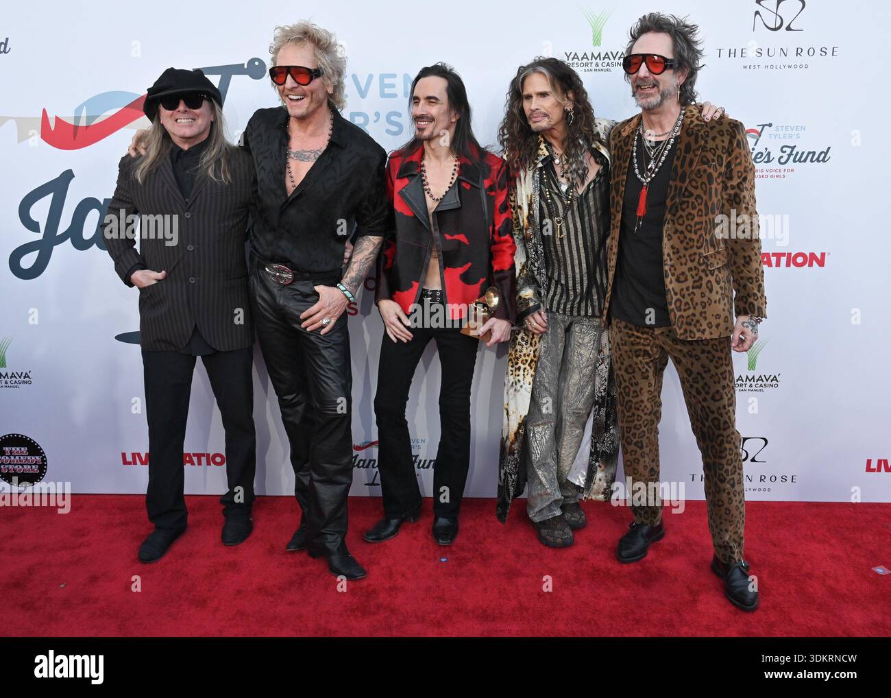 Robin Zander, Matt Sorum, Nuno Bettencourt, Steven Tyler, Chris ...