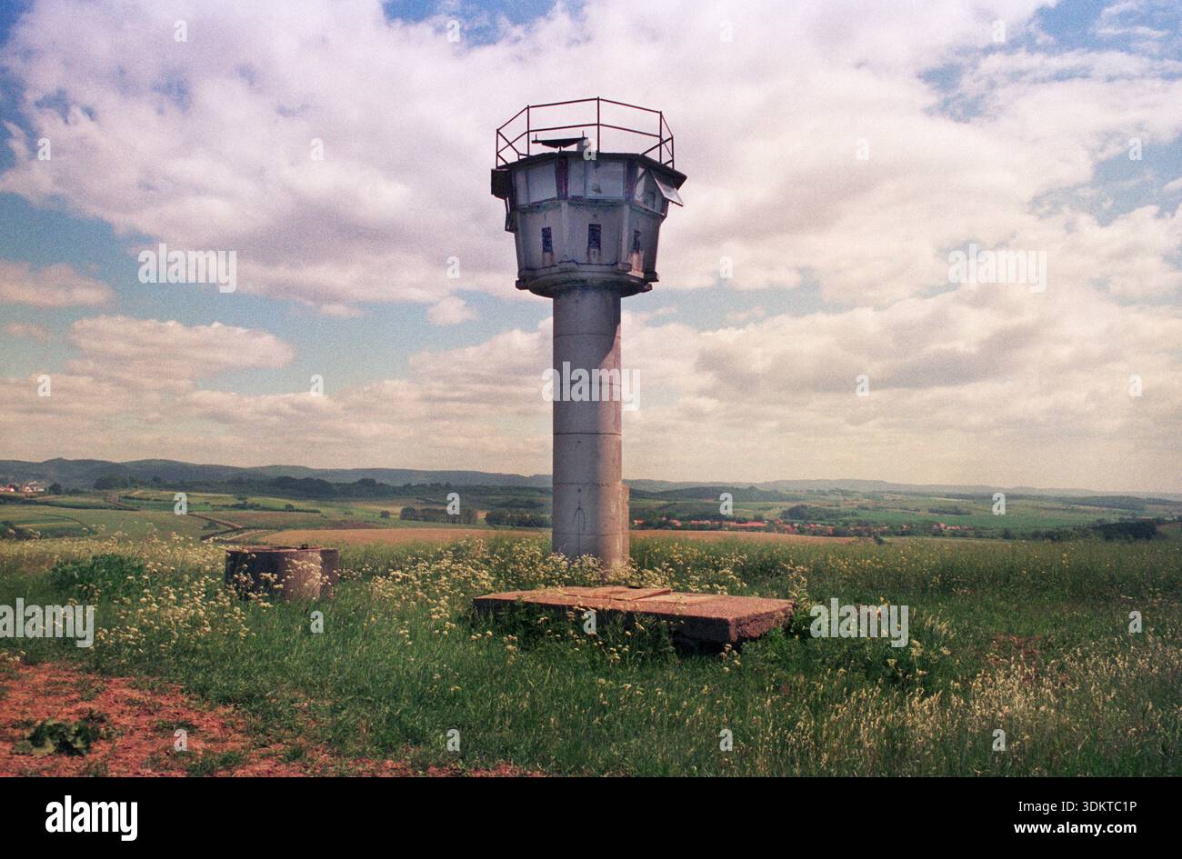 DDR, Sangerhausen, 24.05.1990 F: 01-50-33 Fuer Ihr Archiv Foto ...