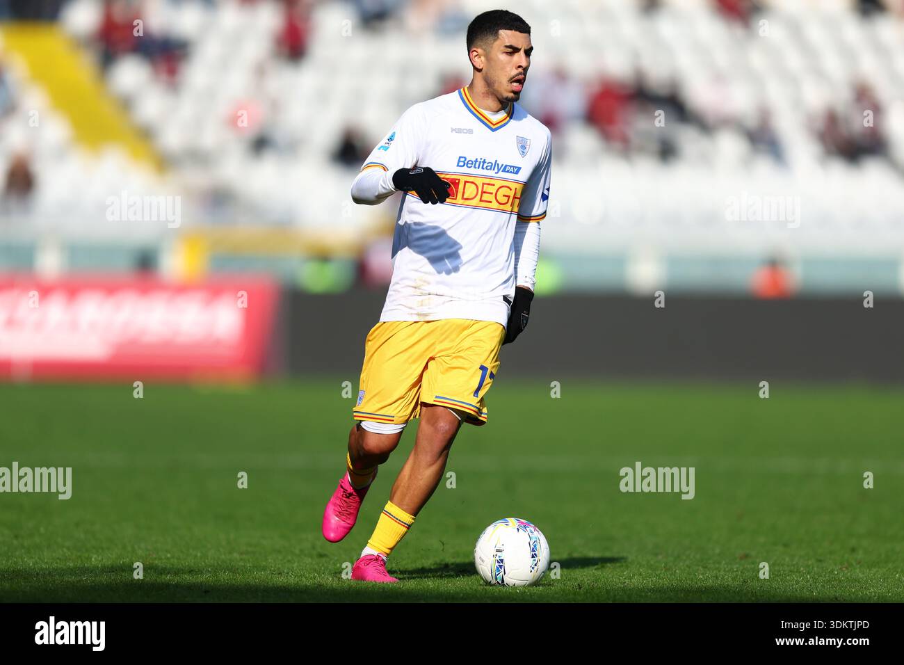 Danilo Veiga of Us Lecce in action during the Serie A match beetween ...