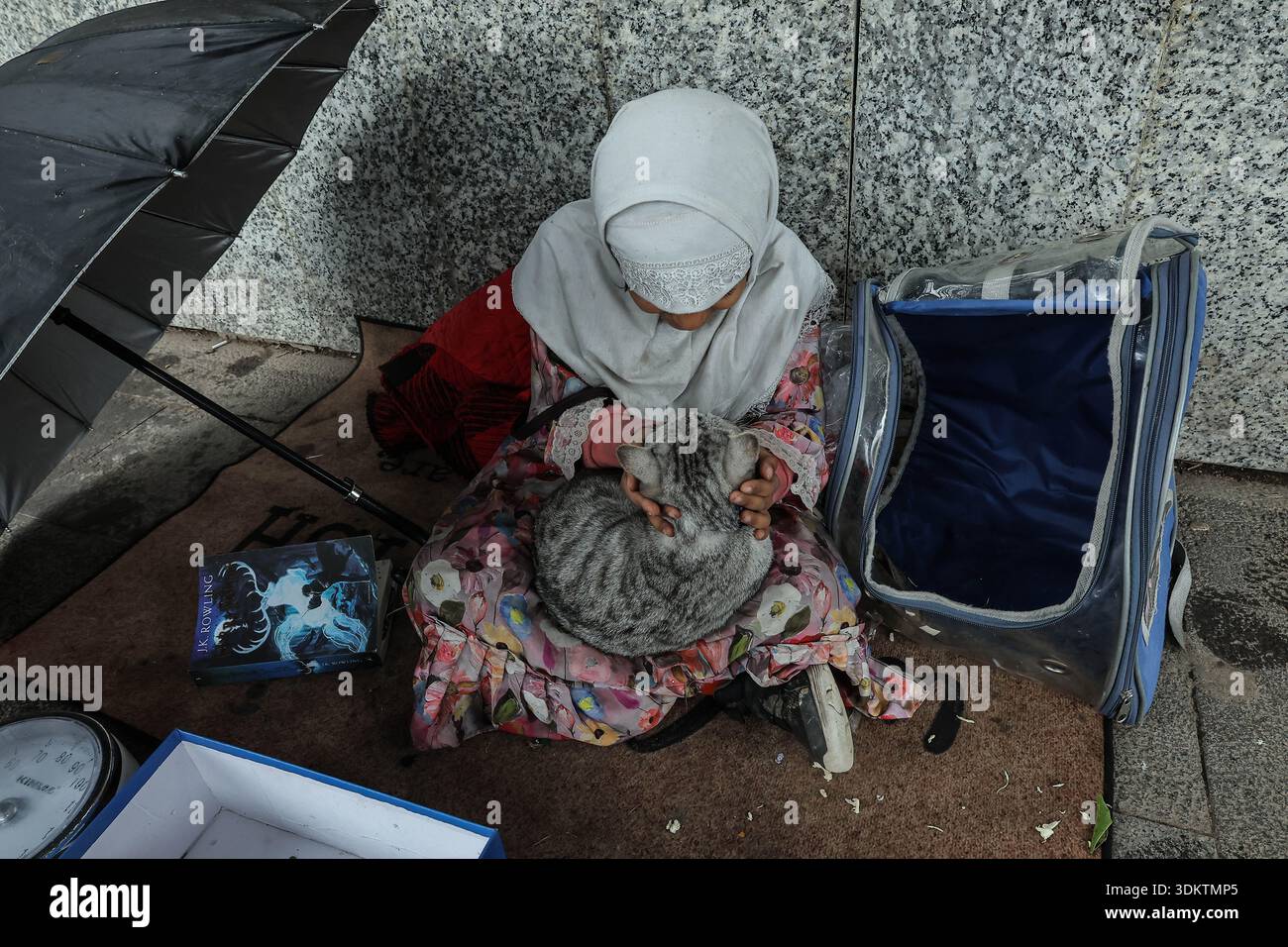 Silent Endurance Liyam Danyal a 13-year-old mute vendor at the foot of ...