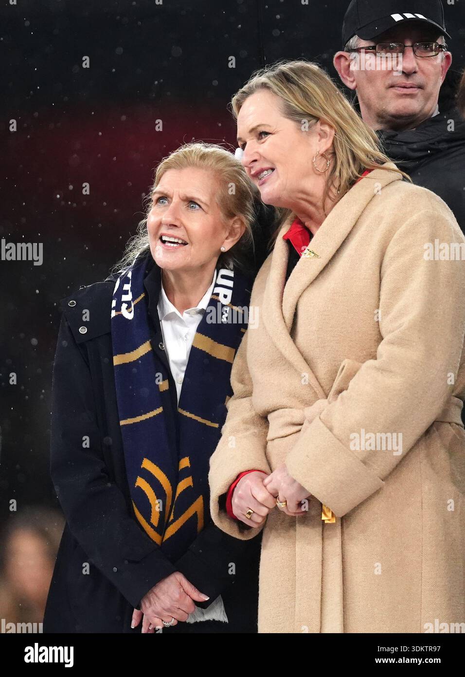 FA chairperson Debbie Hewitt (left) and Arsenal chief operating officer ...