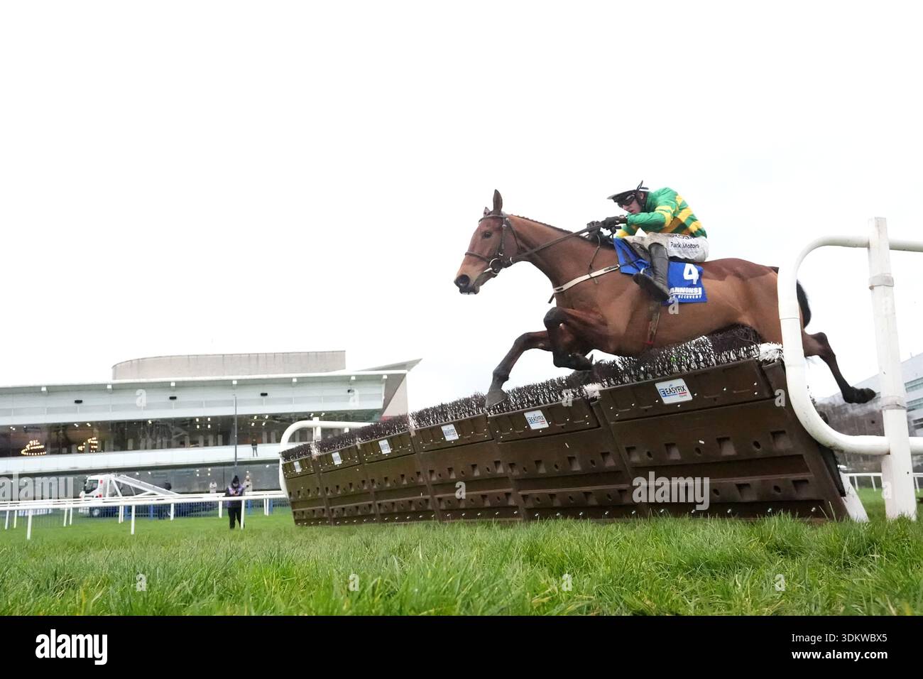 Narciso has horse racing hi-res stock photography and images - Alamy
