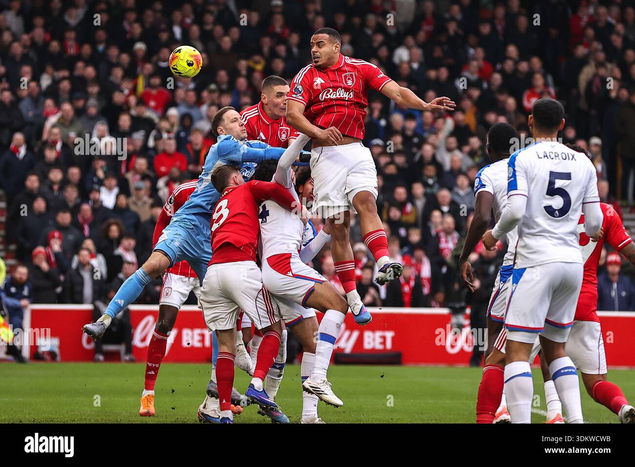 Murillo of Nottingham Forest heads the ball during the Nottingham ...
