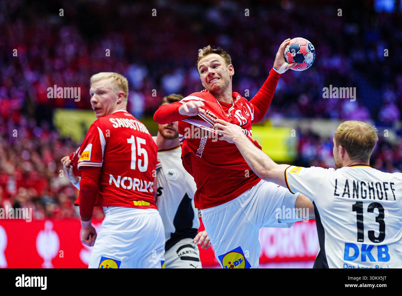 Wurf/Tor Mathias Gidsel (Daenemark, #19) DEN, Daenemark vs. Deutschland ...