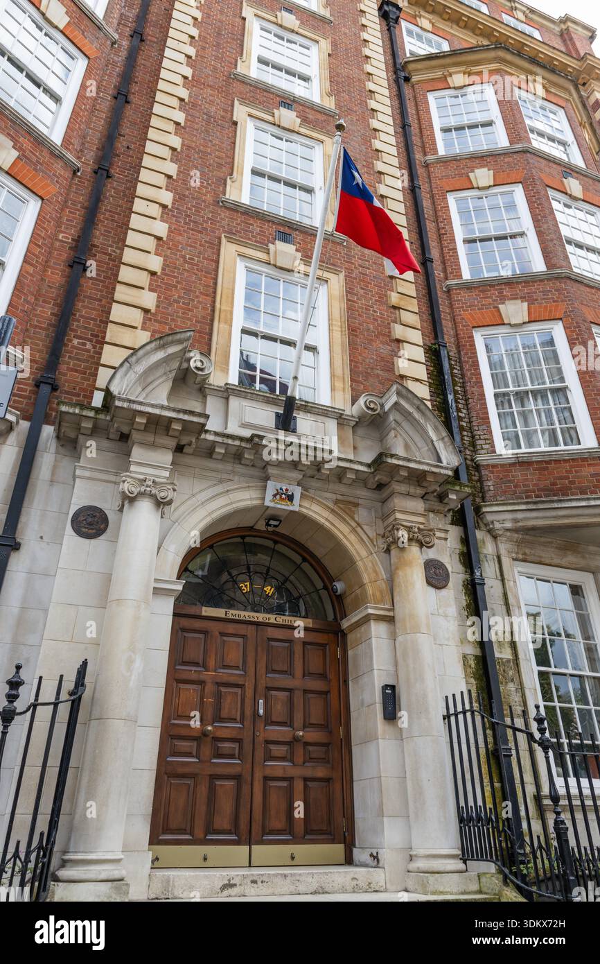 London embassy locations hi-res stock photography and images - Alamy