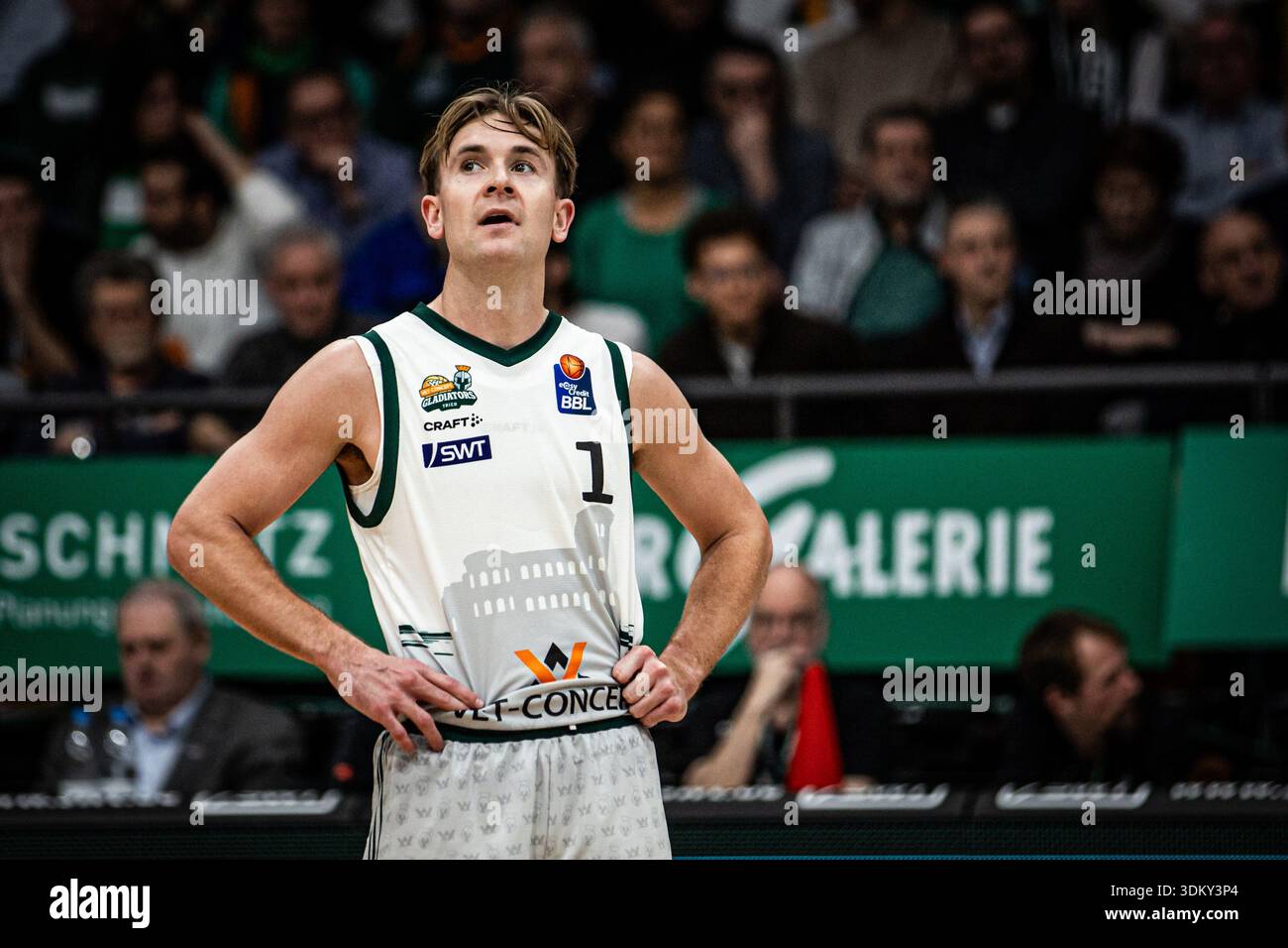 Steven Ashworth(Gladiators Trier), Vet Concept Gladiators Trier vs Alba ...