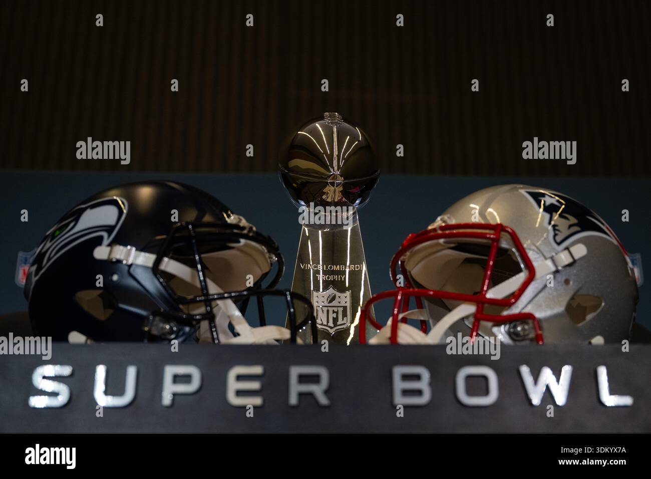 Nfl super bowl 2026 trophy hi-res stock photography and images - Alamy