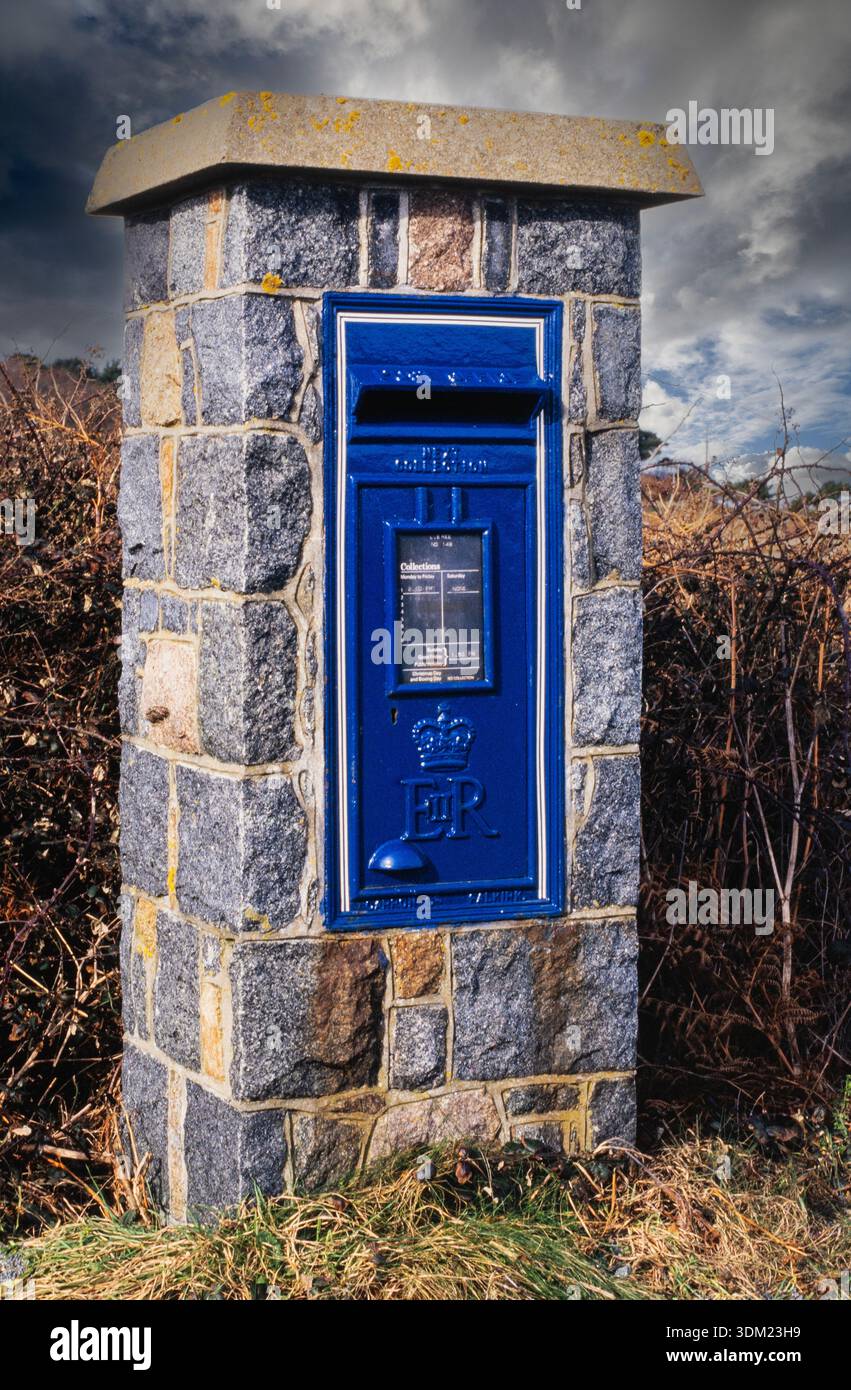 Guernsey post box number 148 hi-res stock photography and images - Alamy