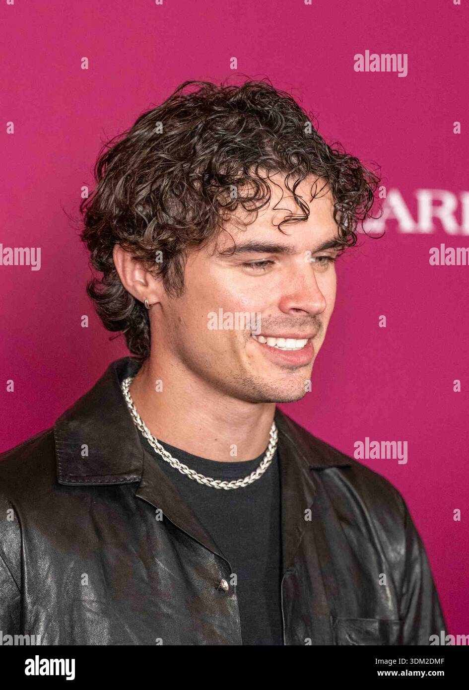 Nic Vansteenberghe arrives on the red carpet of the Clarin’s Sugar ...