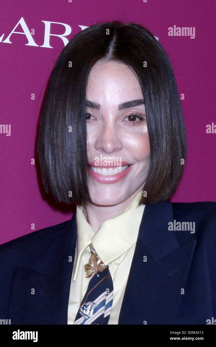 LOS ANGELES - JAN 29: Diva Lomas at the Clarins' Sugar and Shine ...