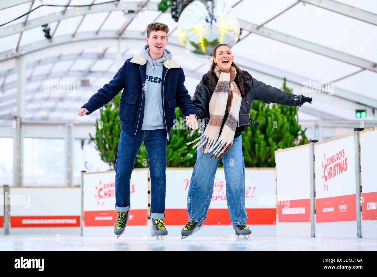 Edinburgh Christmas, Ice Rink and Ice Bar Stock Photo - Alamy