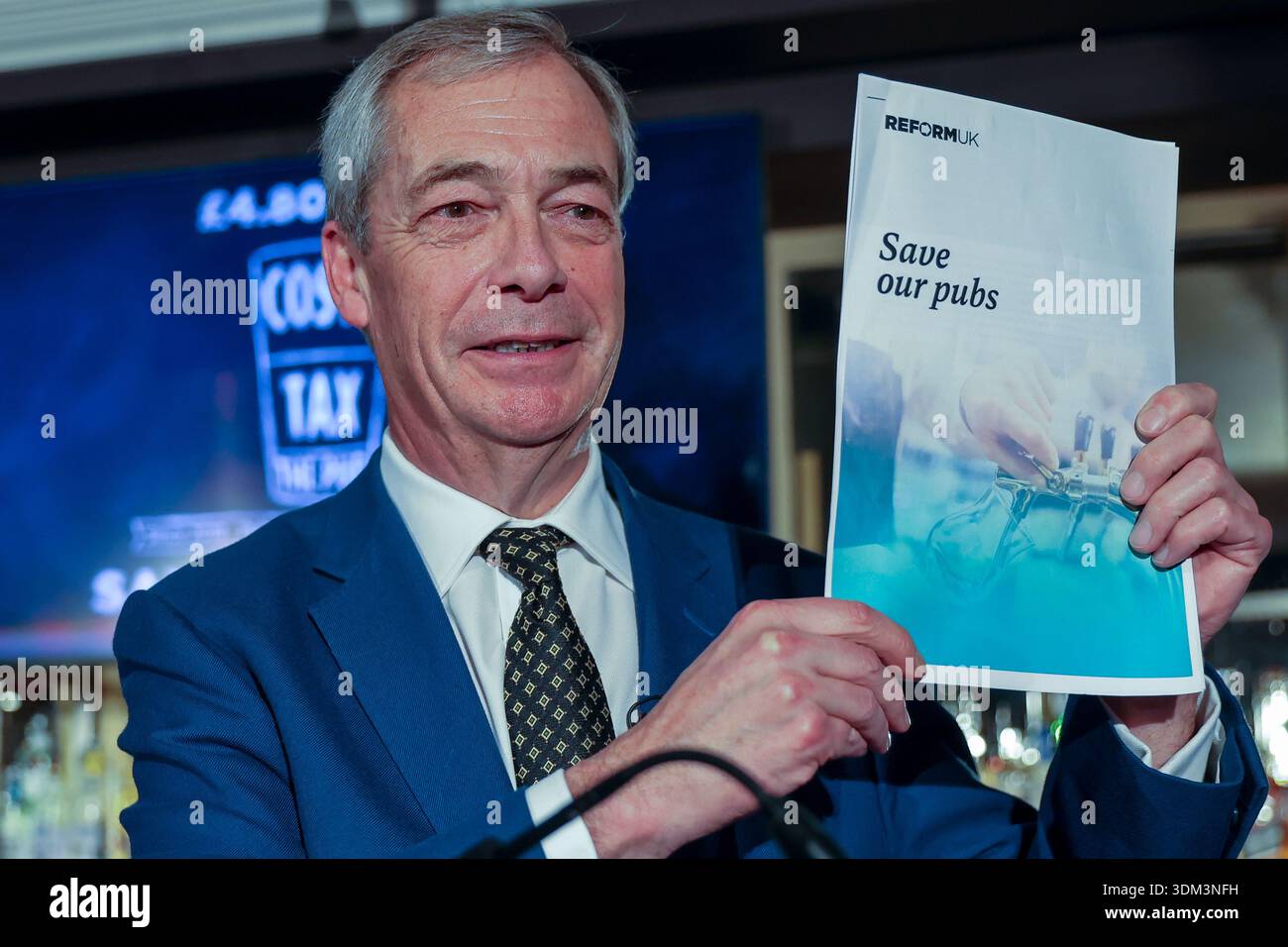 London. UK. 03 Feb 2026. Reform UK leader NIGEL FARAGE MP speaks at ...