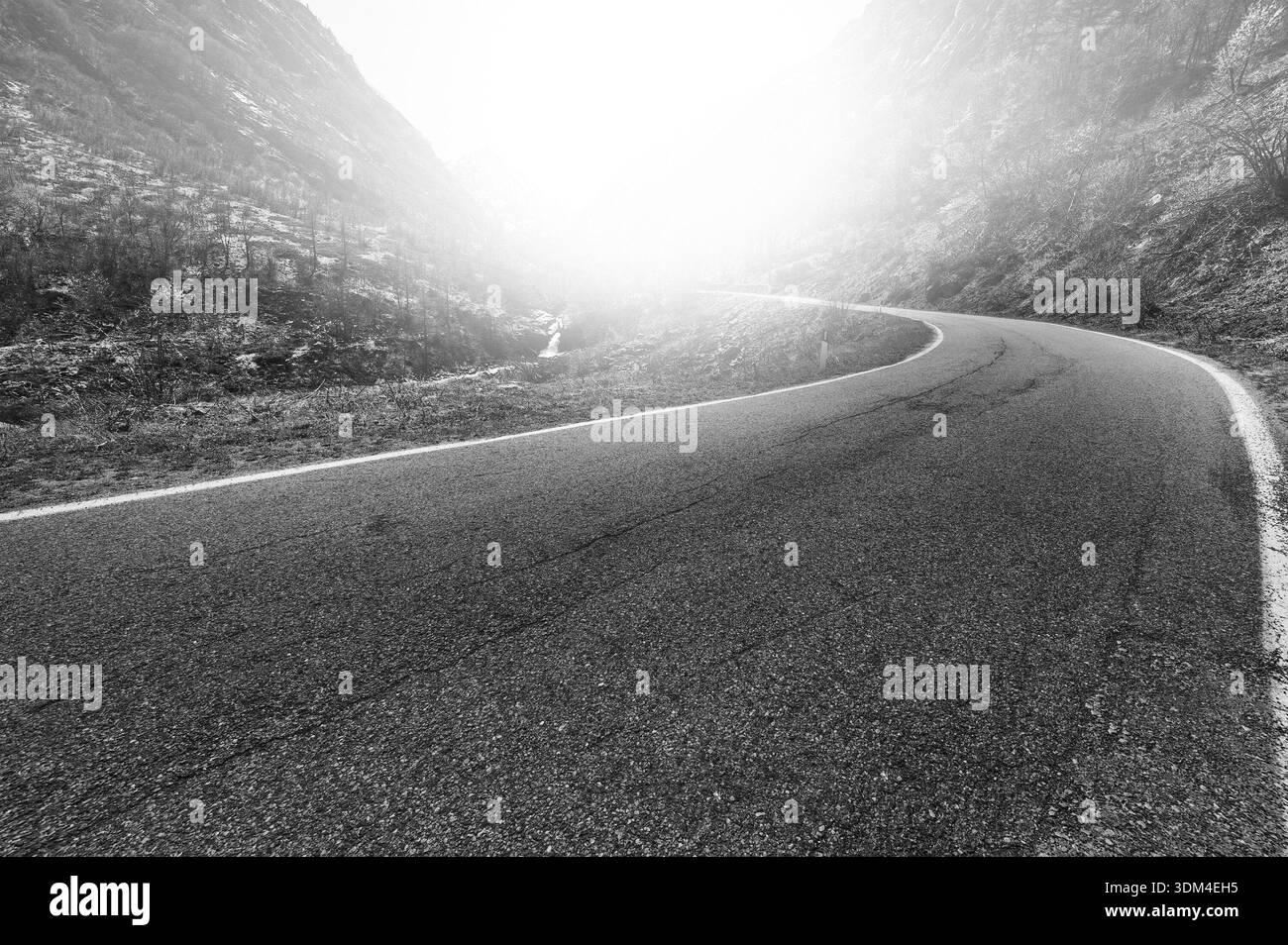 Mountainous italian alps Black and White Stock Photos & Images - Alamy