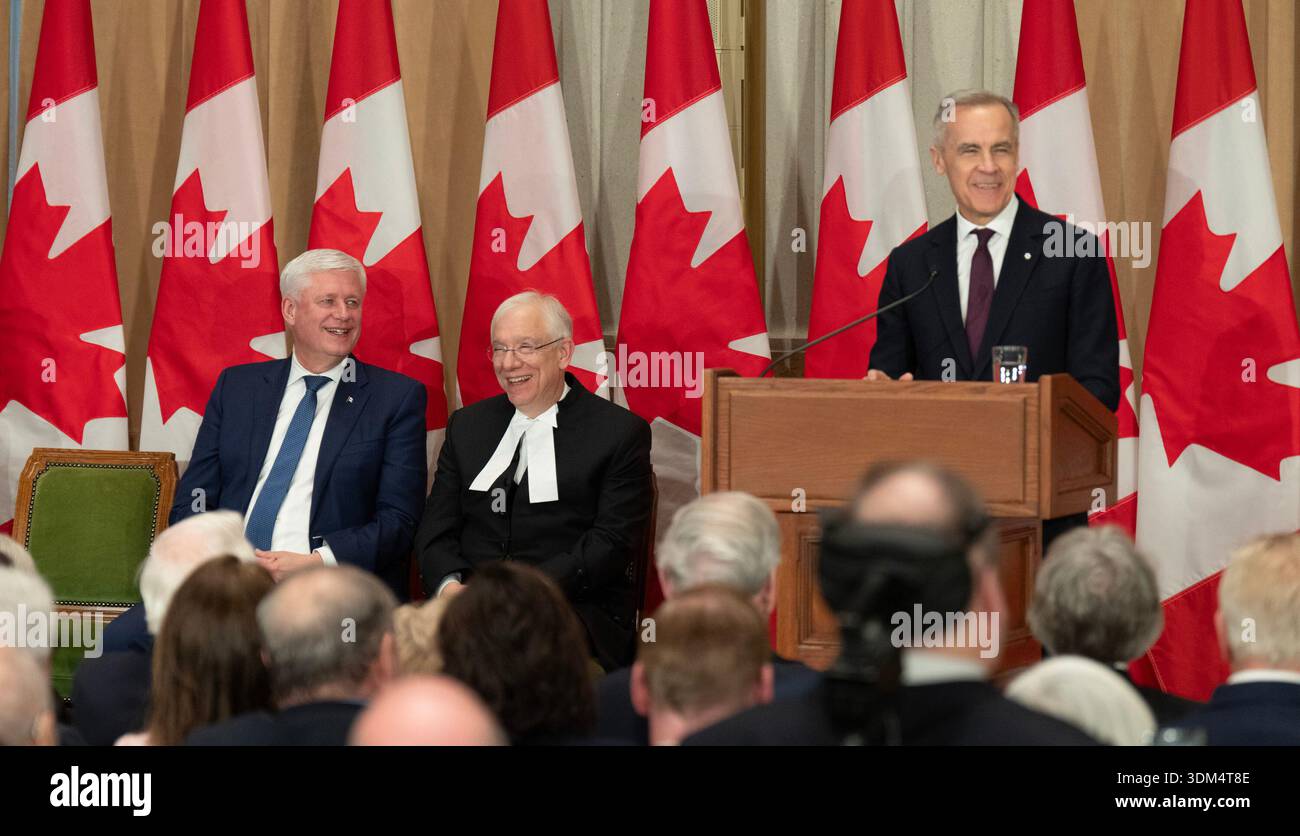 Canada's Speaker of the House of Commons Francis Scarpaleggia, center ...