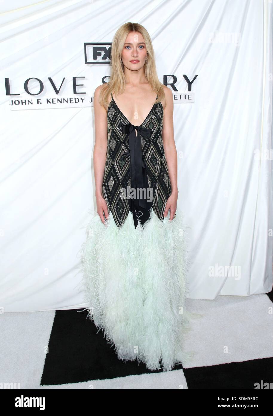 Sarah Pidgeon attending FX's 'Love Story: John F. Kennedy Jr. & Carolyn ...