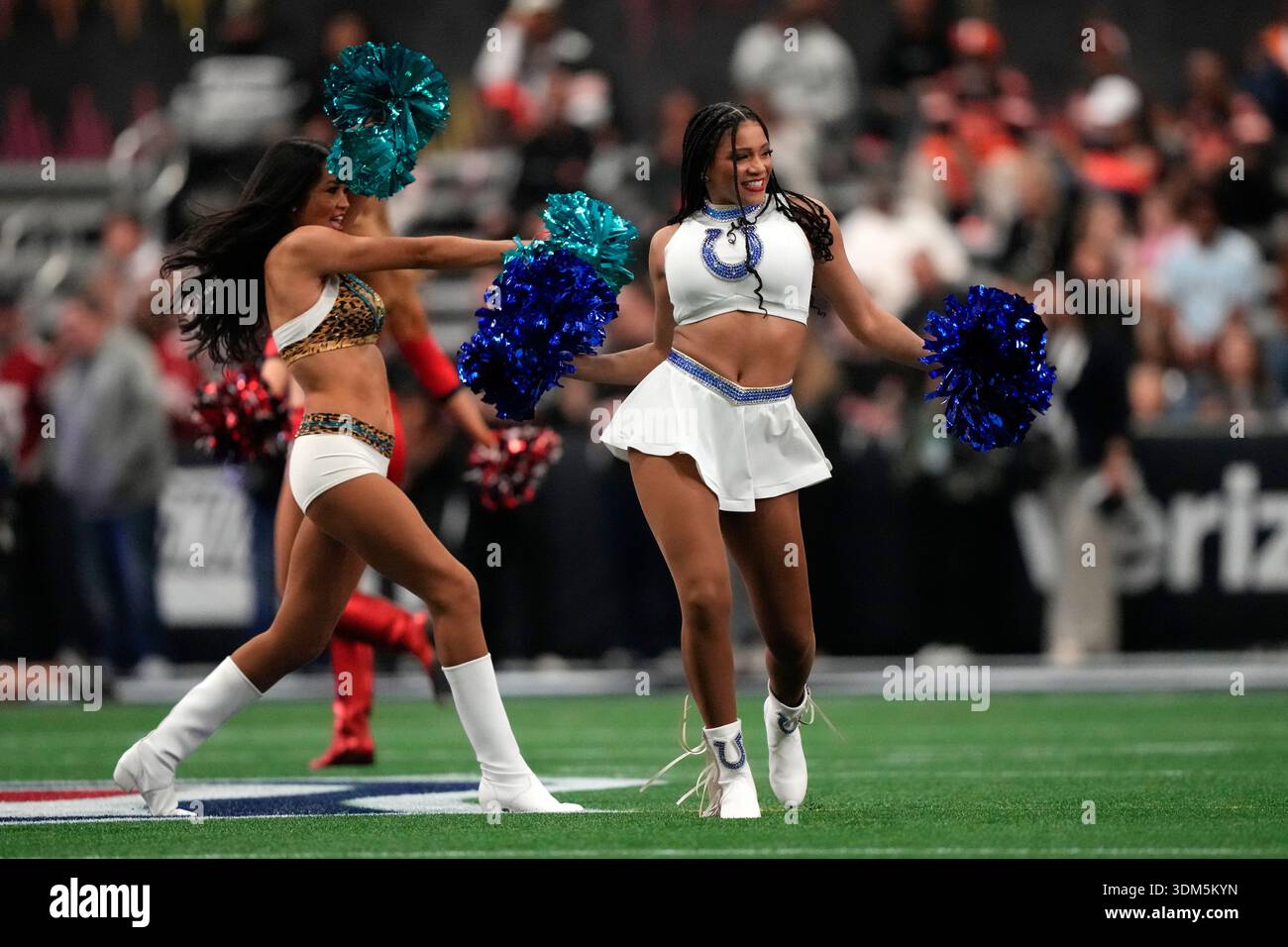 Cheerleaders perform before the 2026 NFL Pro Bowl Games on Tuesday, Feb ...