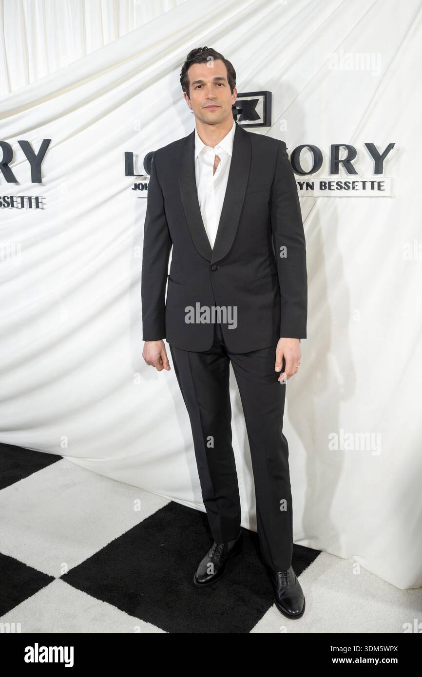Paul Anthony Kelly attends FX's "Love Story: John F. Kennedy Jr ...