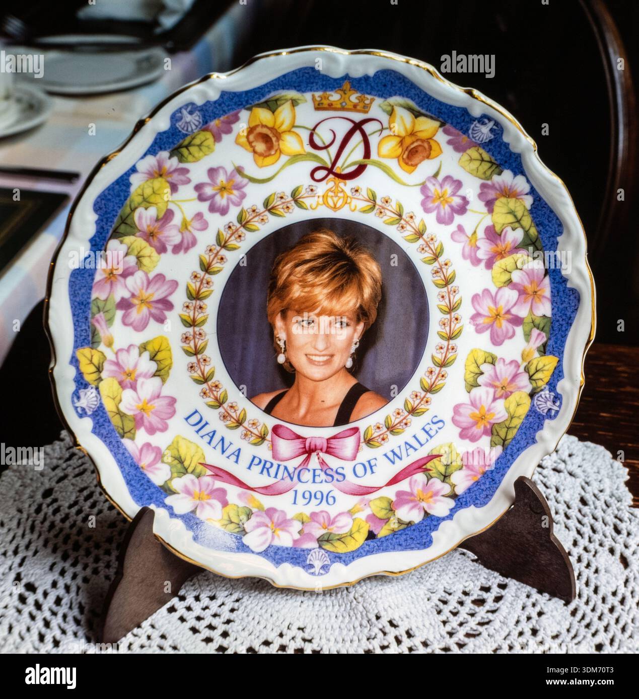 Princess diana portrait hi-res stock photography and images - Alamy