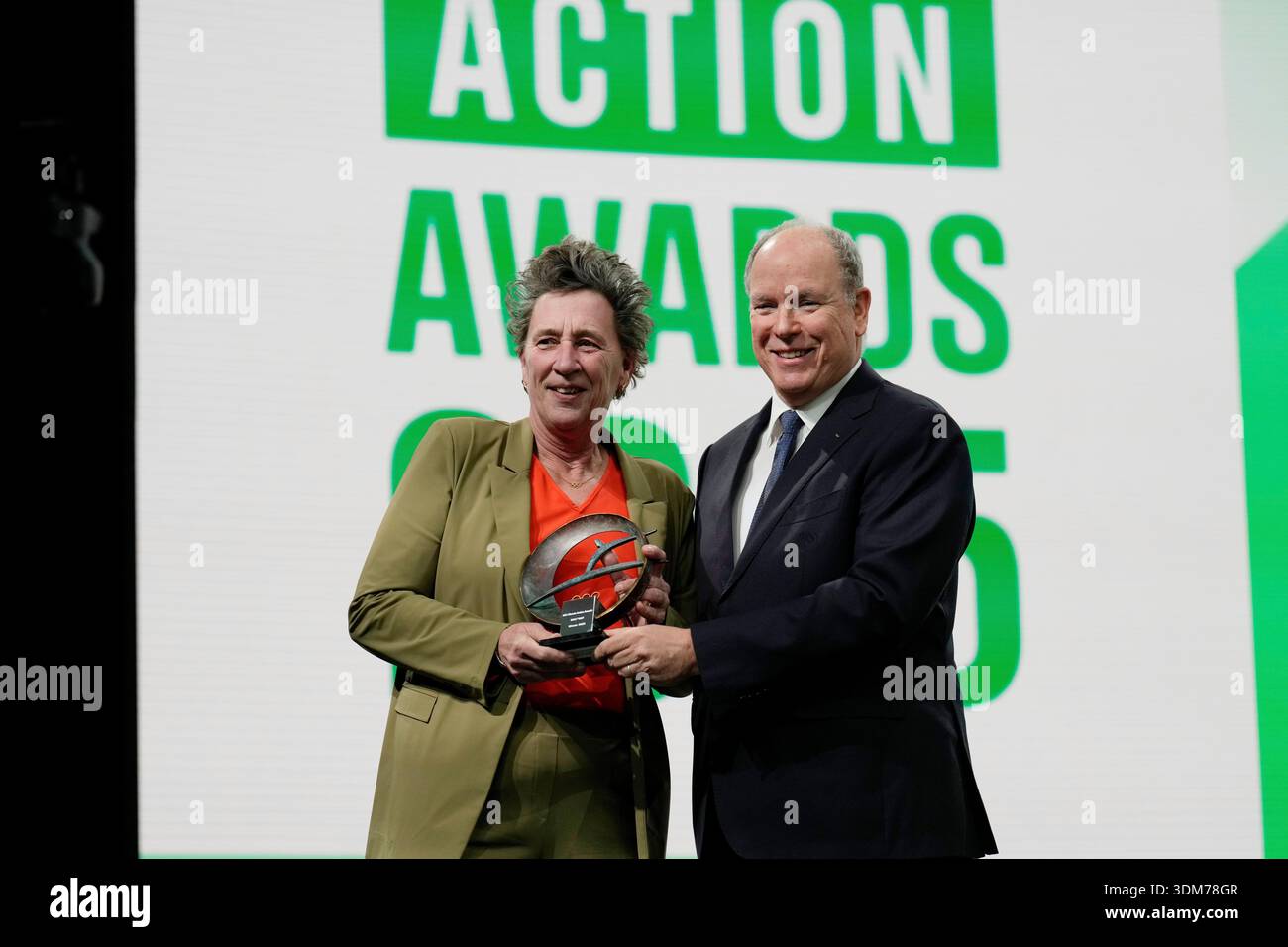 Anneke van Zanen-Nieberg receives the IOC Climate Action Award 2025 ...