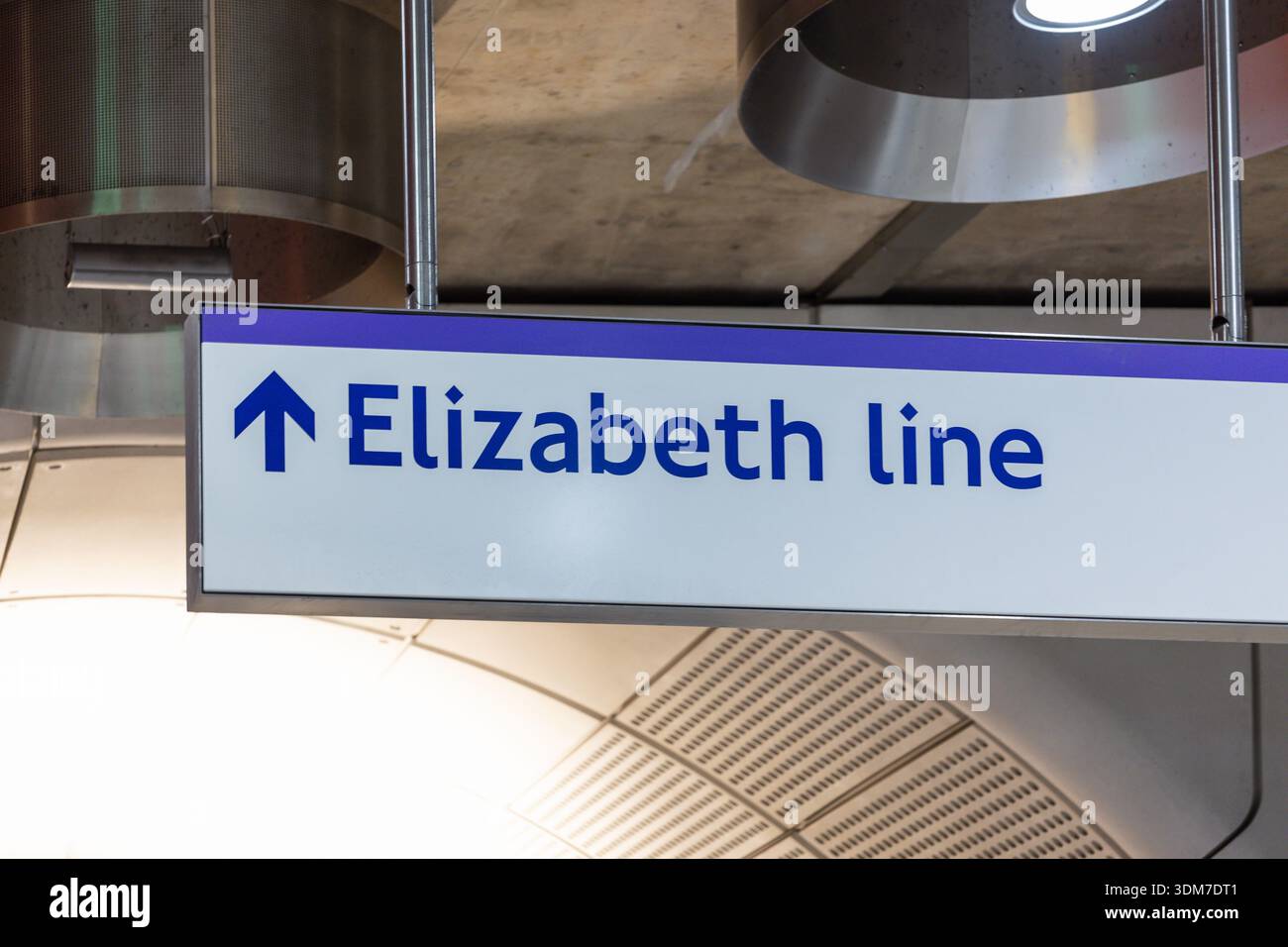 Elizabeth line directional sign at London underground station Stock ...