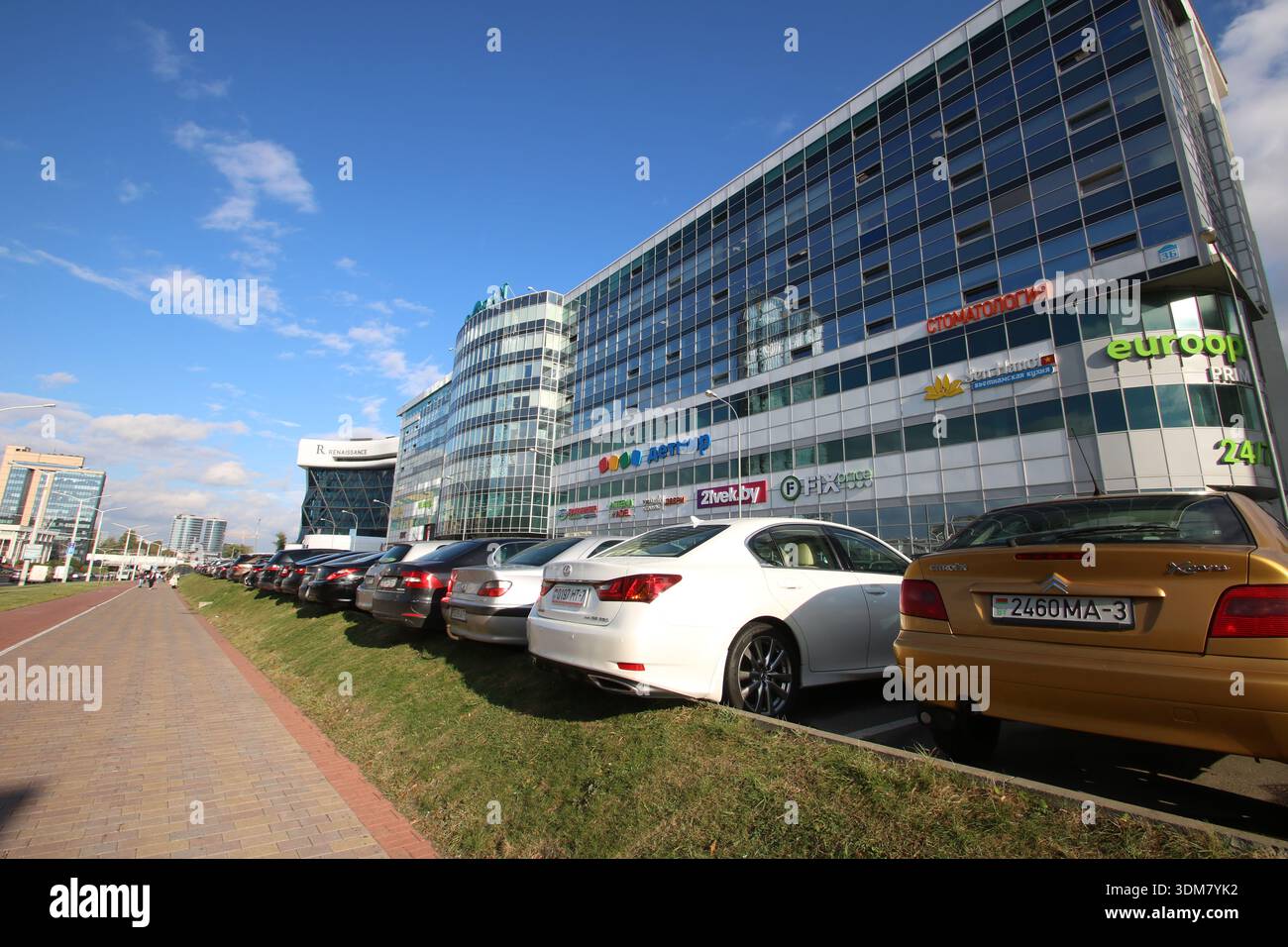 Curb alignment hi-res stock photography and images - Alamy