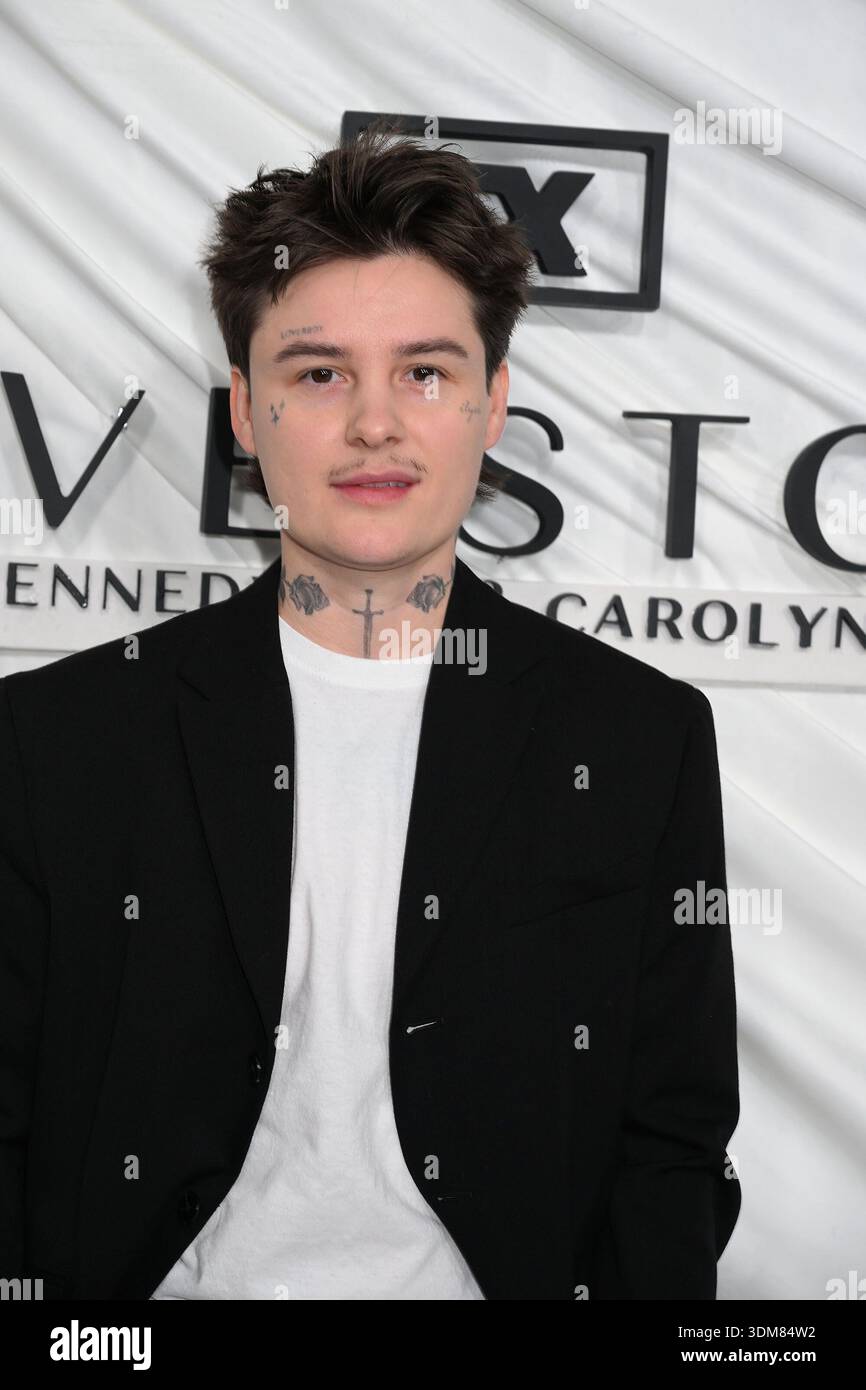 Jesse Sullivan attends FX's "Love Story: John F. Kennedy Jr & Carolyn ...