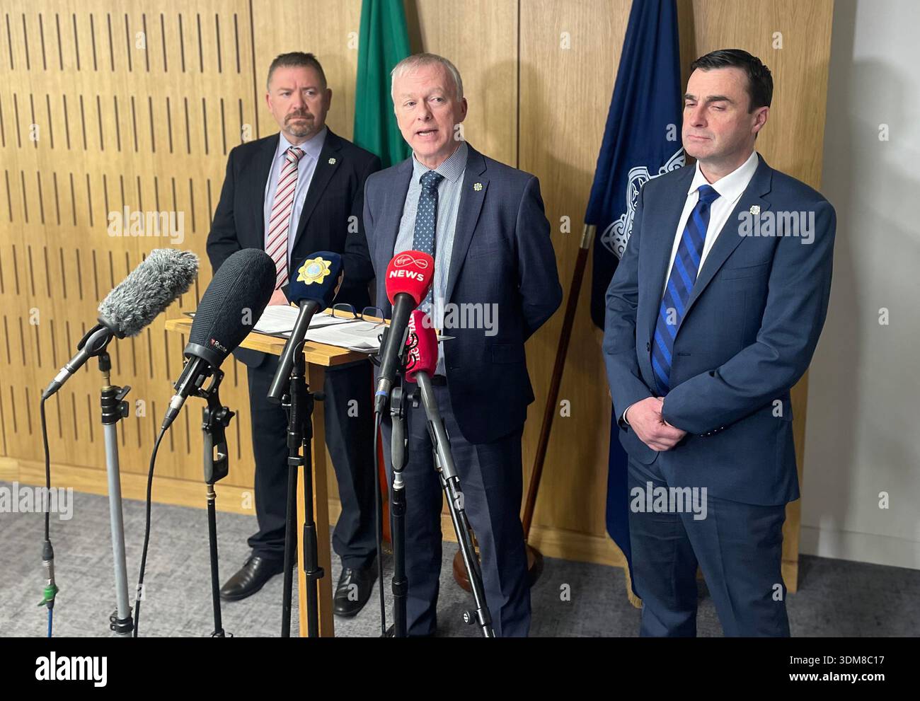 Detective Chief Superintendent Seamus Boland (centre) peaking to the ...