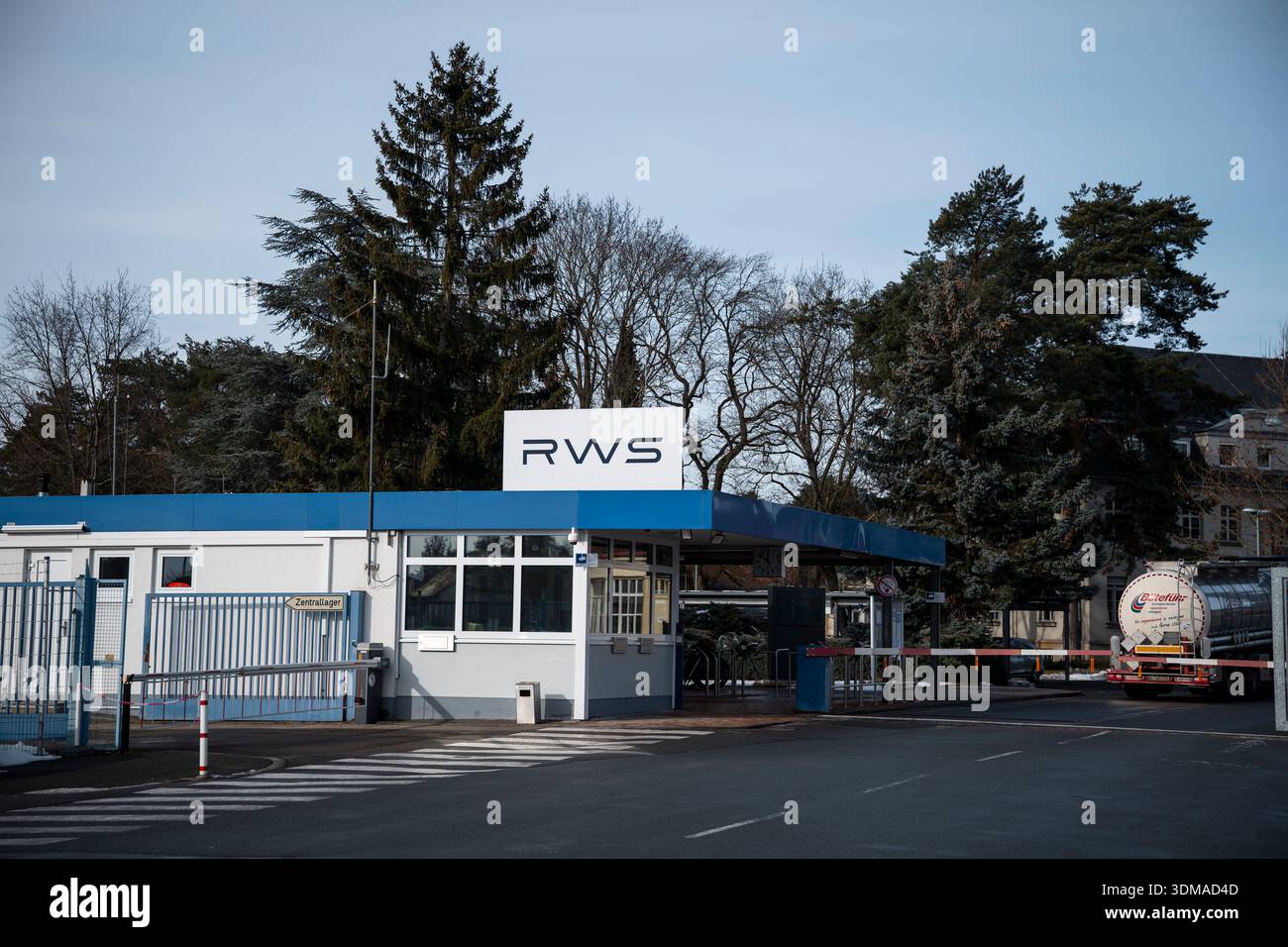PRODUCTION - 04 February 2026, Bavaria, Fürth: The entrance area of RWS ...