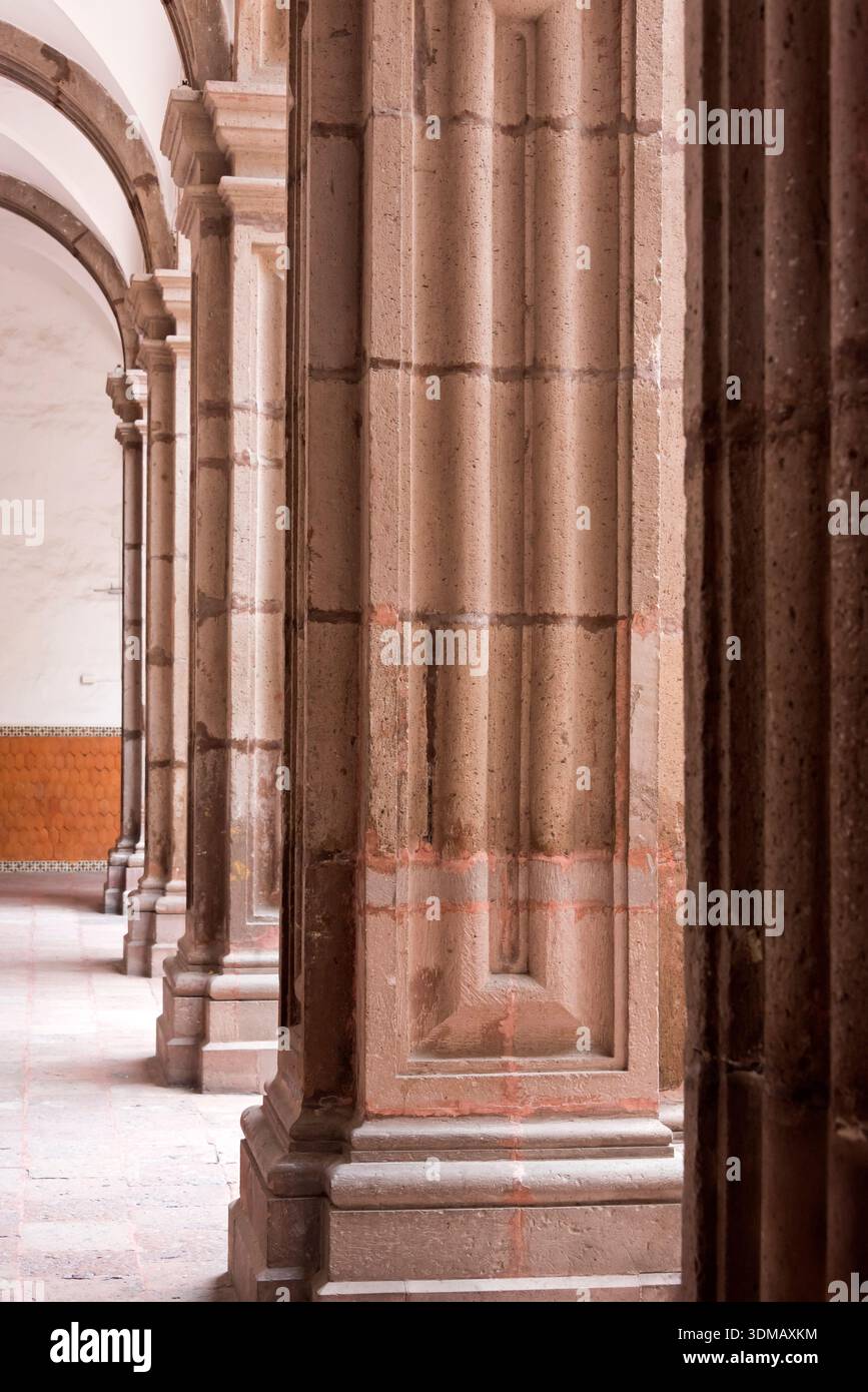 Convent corridors at Del Carmen Temple. Celaya, Guanajuato, México ...