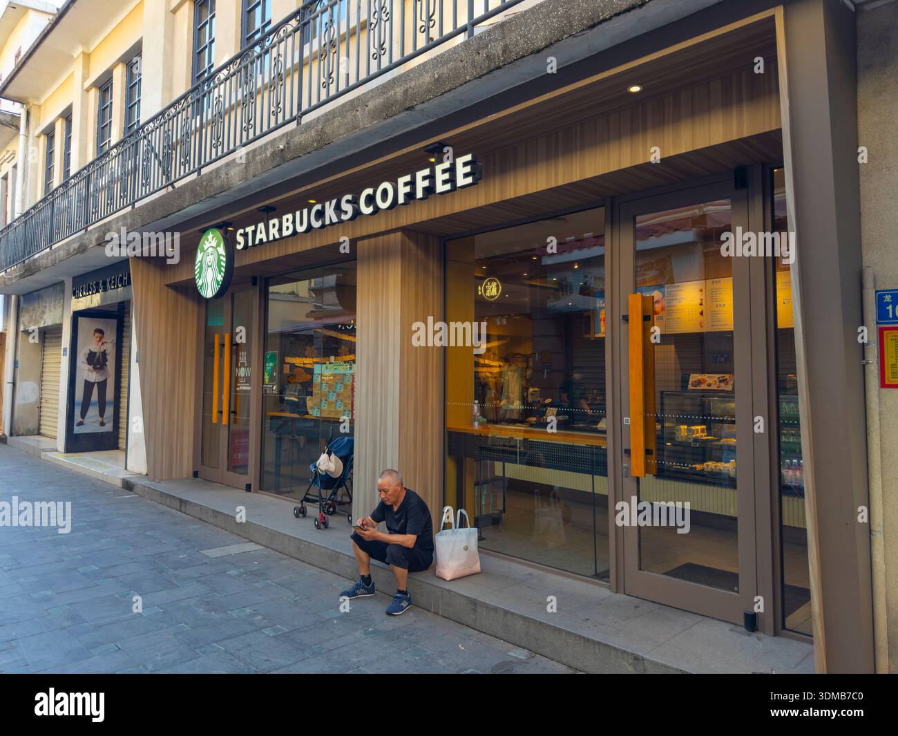 Starbucks Coffee on Longtou Road on Gulangyu (Kulangsu) historic ...