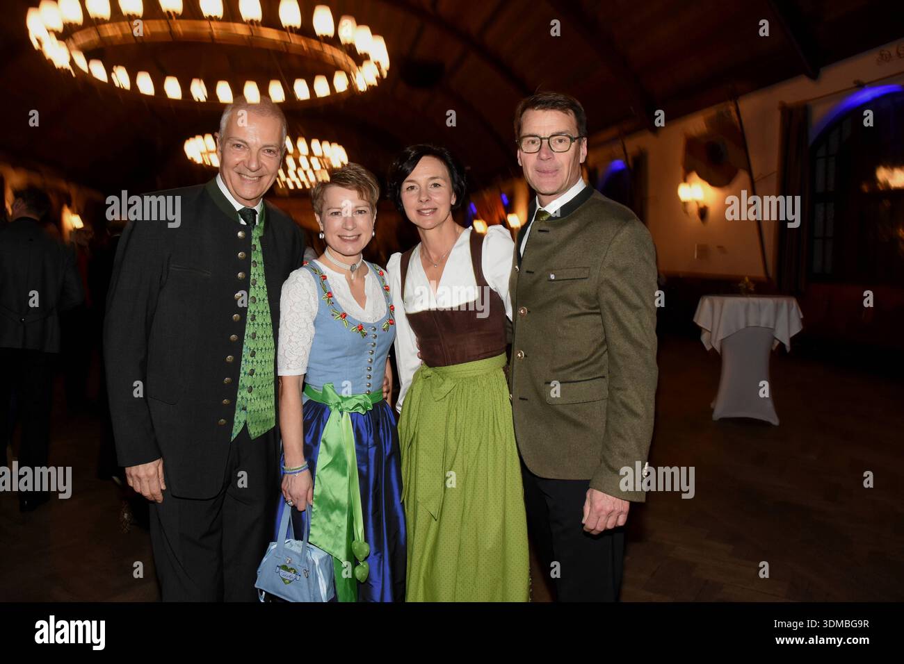 Dr Michael Irmgard Moeller Staatlicher Hofbraeuhauses Direktor a.D ...