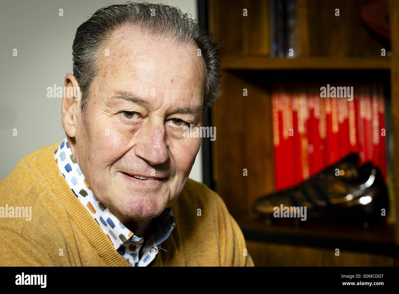 VELDHOVEN, 04-02-2026, football, season 2025/2026, picture shows Huub ...
