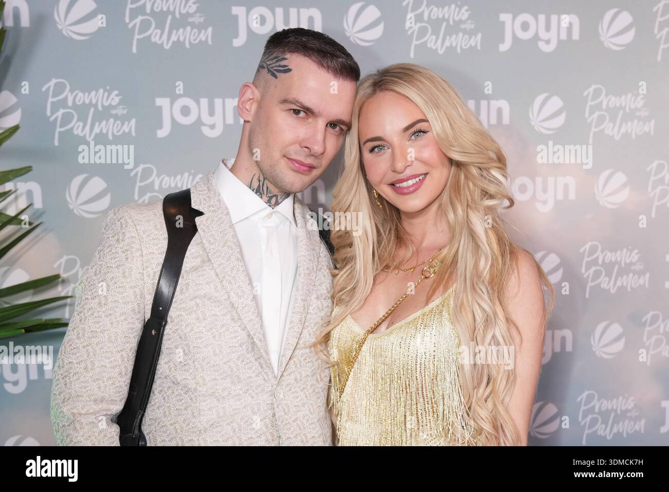 Promis unter Palmen Premiere 2026. Erik Stehfest & Franziska Temme bei ...
