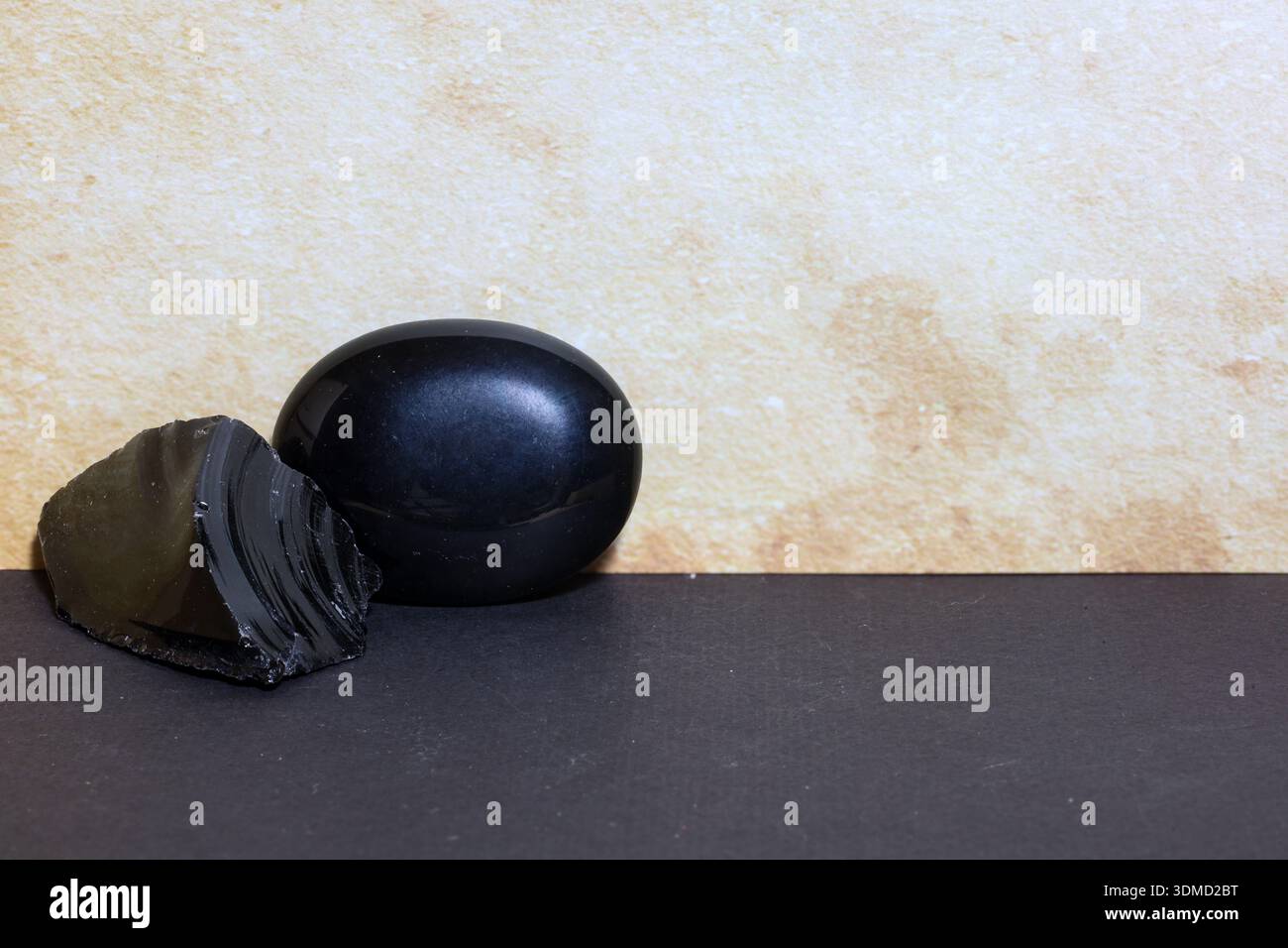 Obsidian on neutral background hi-res stock photography and images - Alamy