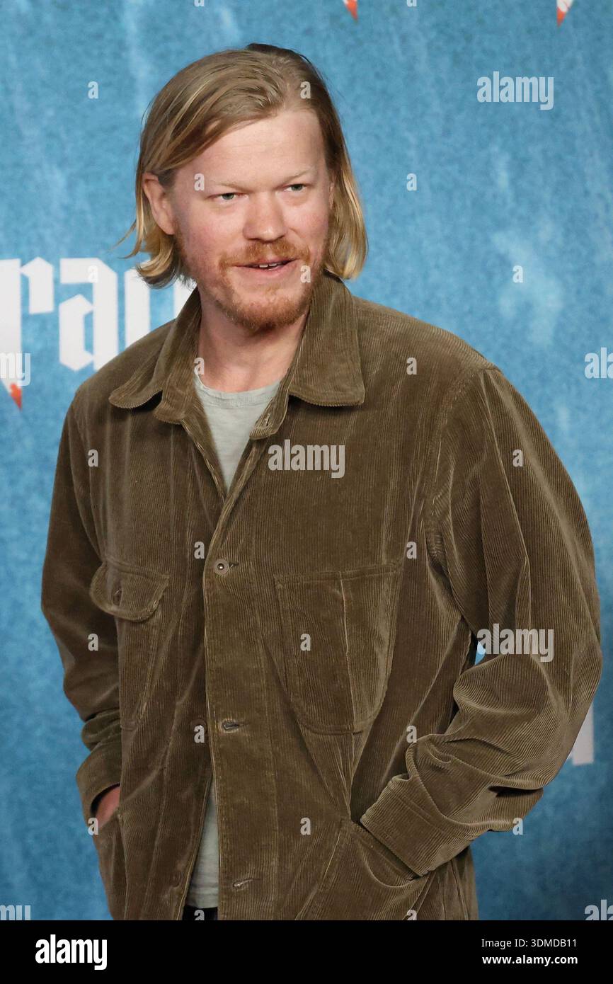 Jesse Plemmons at arrivals for DRACULA Premiere, TCL Chinese Theatre ...