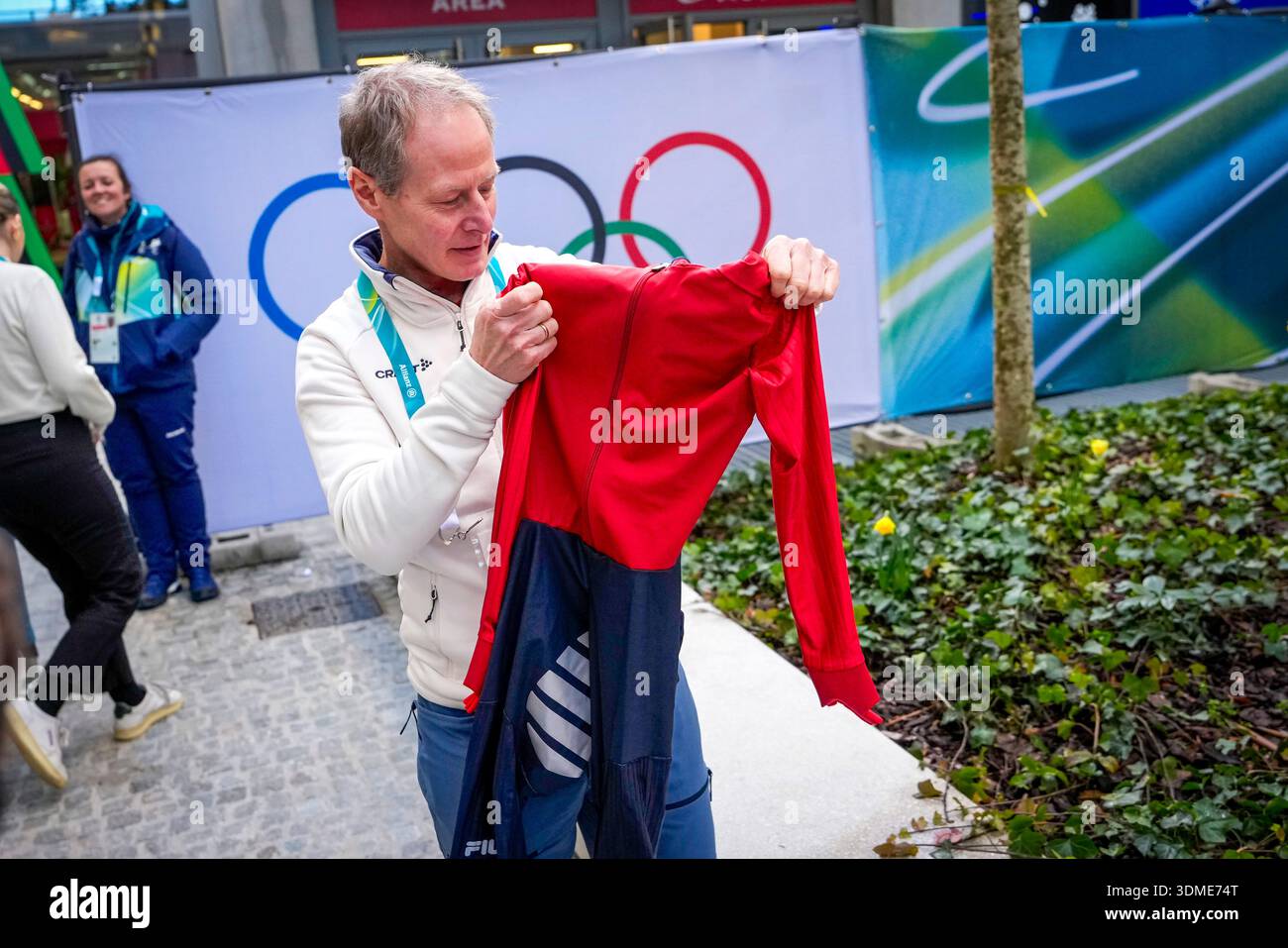 Milan, Italy 20260205. Sports Director Petter Andersen shows off a ...
