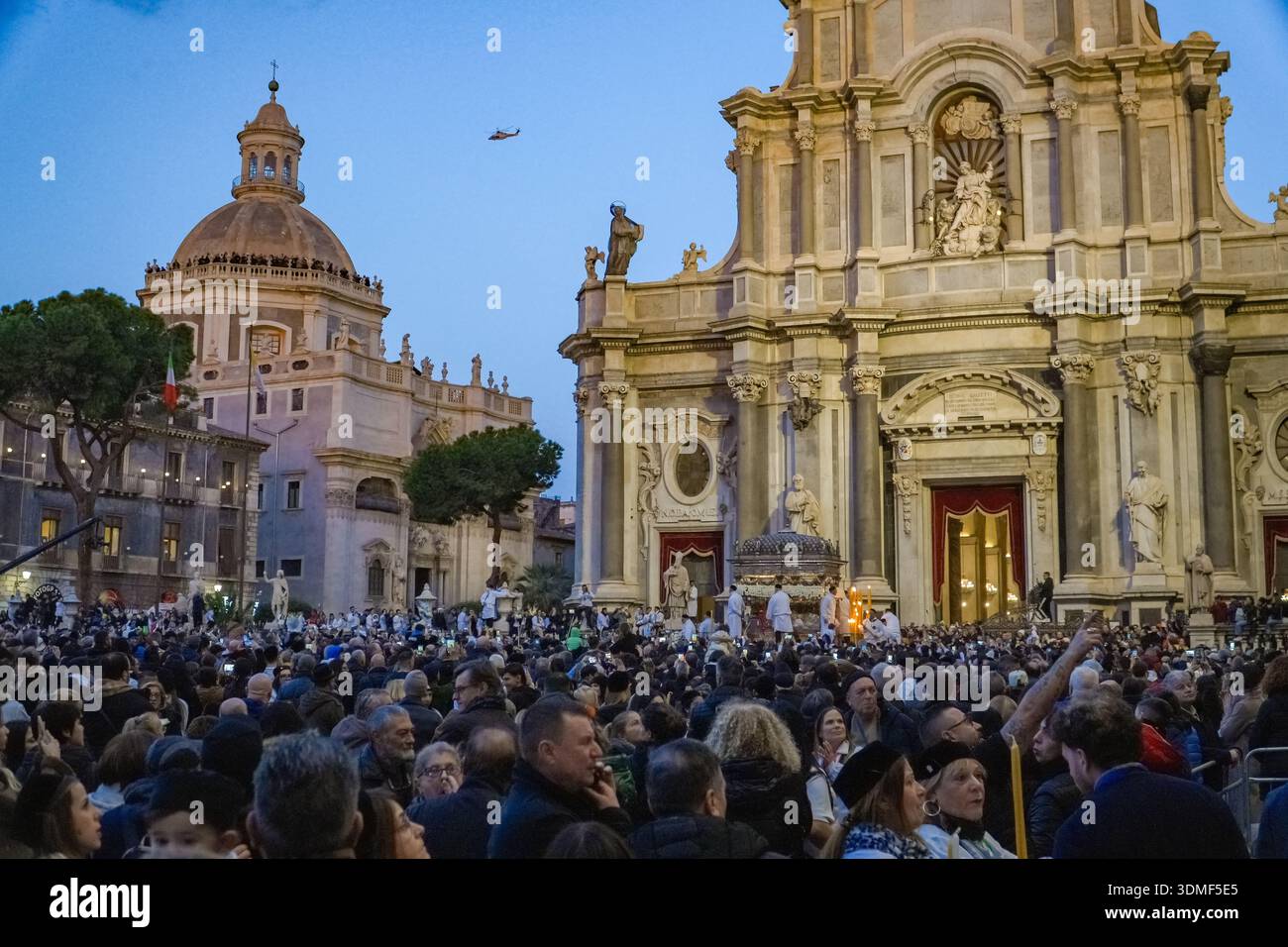 Catania Sicily, Italy - 5 February 2026. Visitors gathered for the last ...
