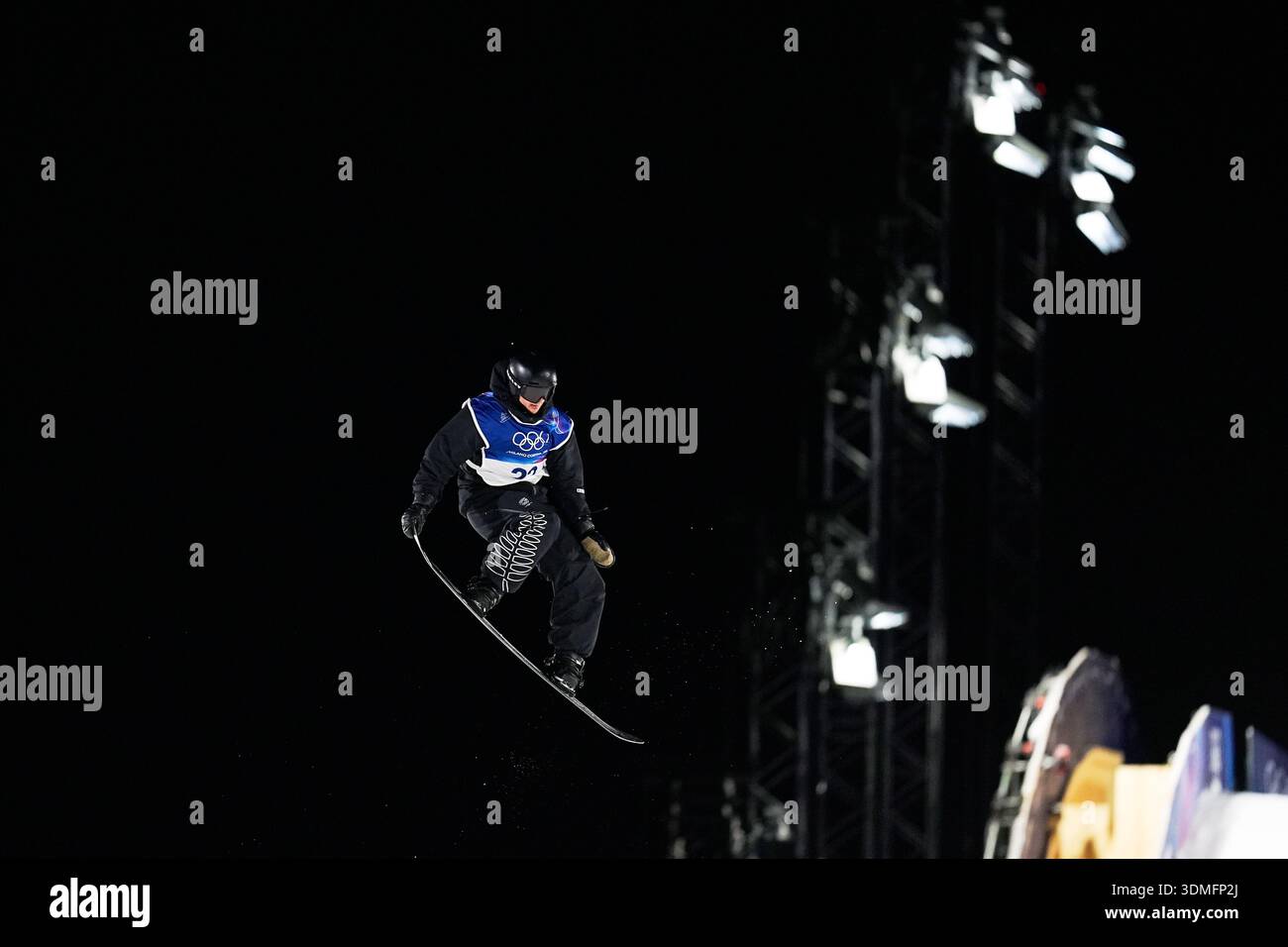 New Zealand's Lyon Farrell competes in men's snowboard big air ...