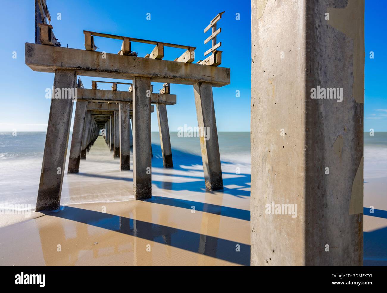 Naples Beach fishing pier destroyed from hurricanes and soon to be ...