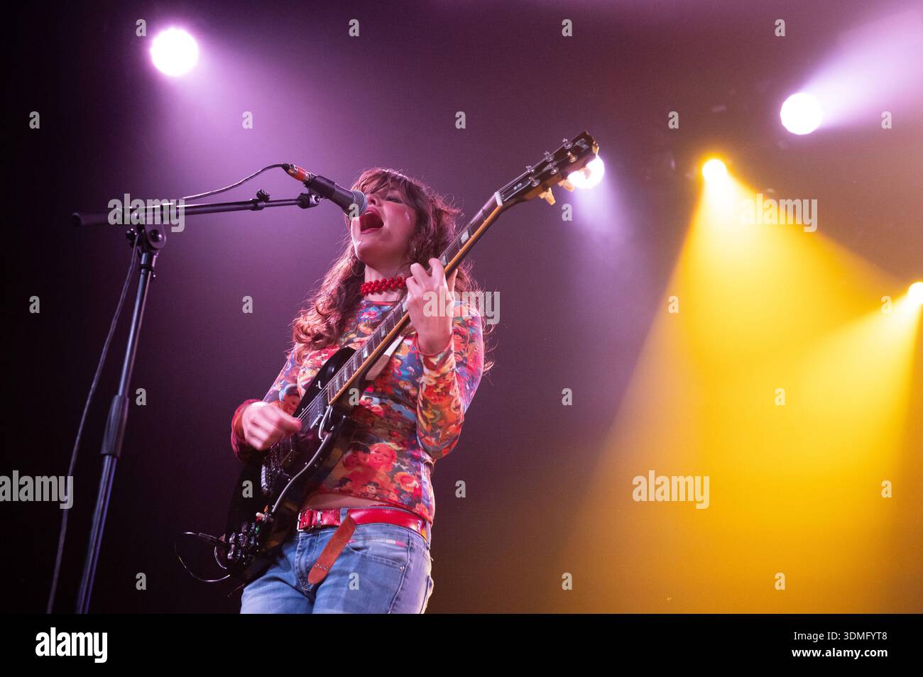 The singer Carlotta Cosials of the Hinds group performs during her ...