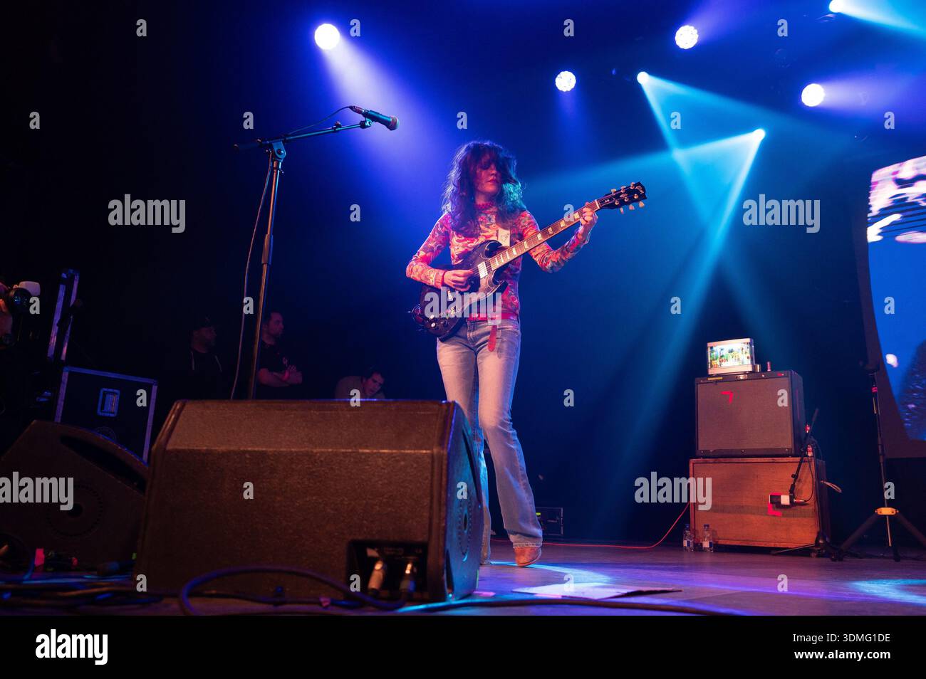 The singer Carlotta Cosials of the Hinds group performs during her ...