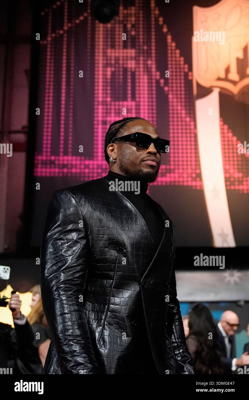 Baltimore Ravens' Derrick Henry arrives for football's NFL Honors award ...