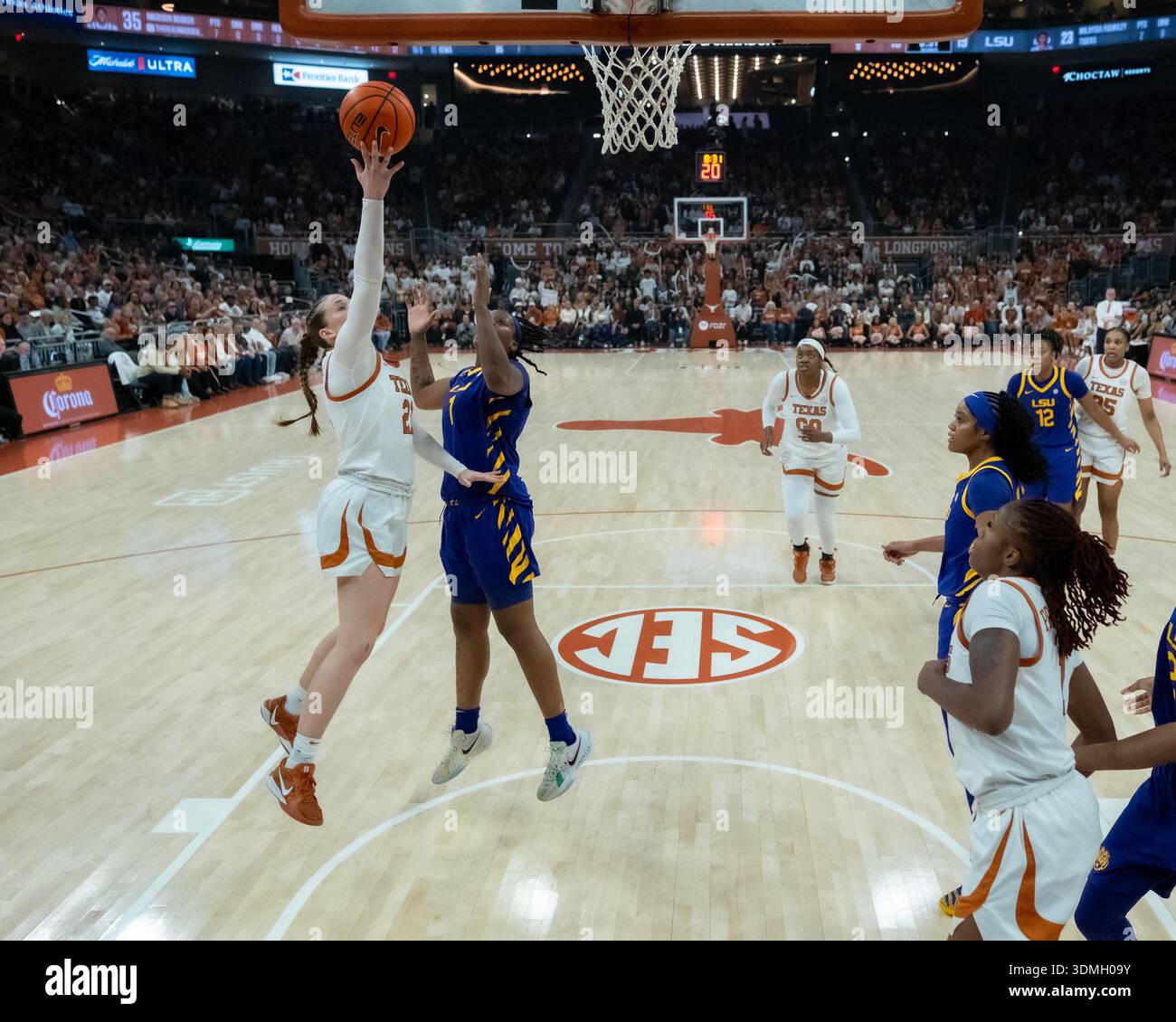 Texas, USA. 5th Feb, 2026. Ashton Judd (21) of the Texas Longhorns in ...
